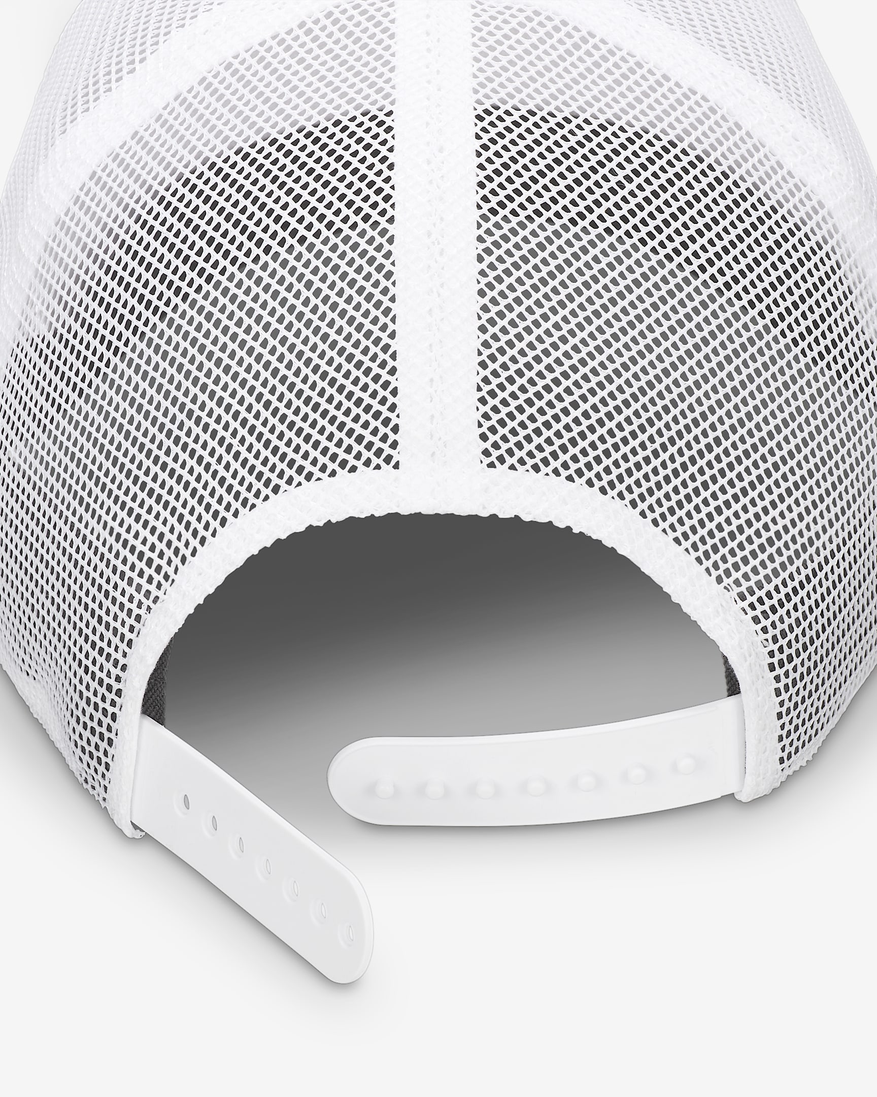 Nike Rise Dri-FIT Trucker Cap. Nike PT