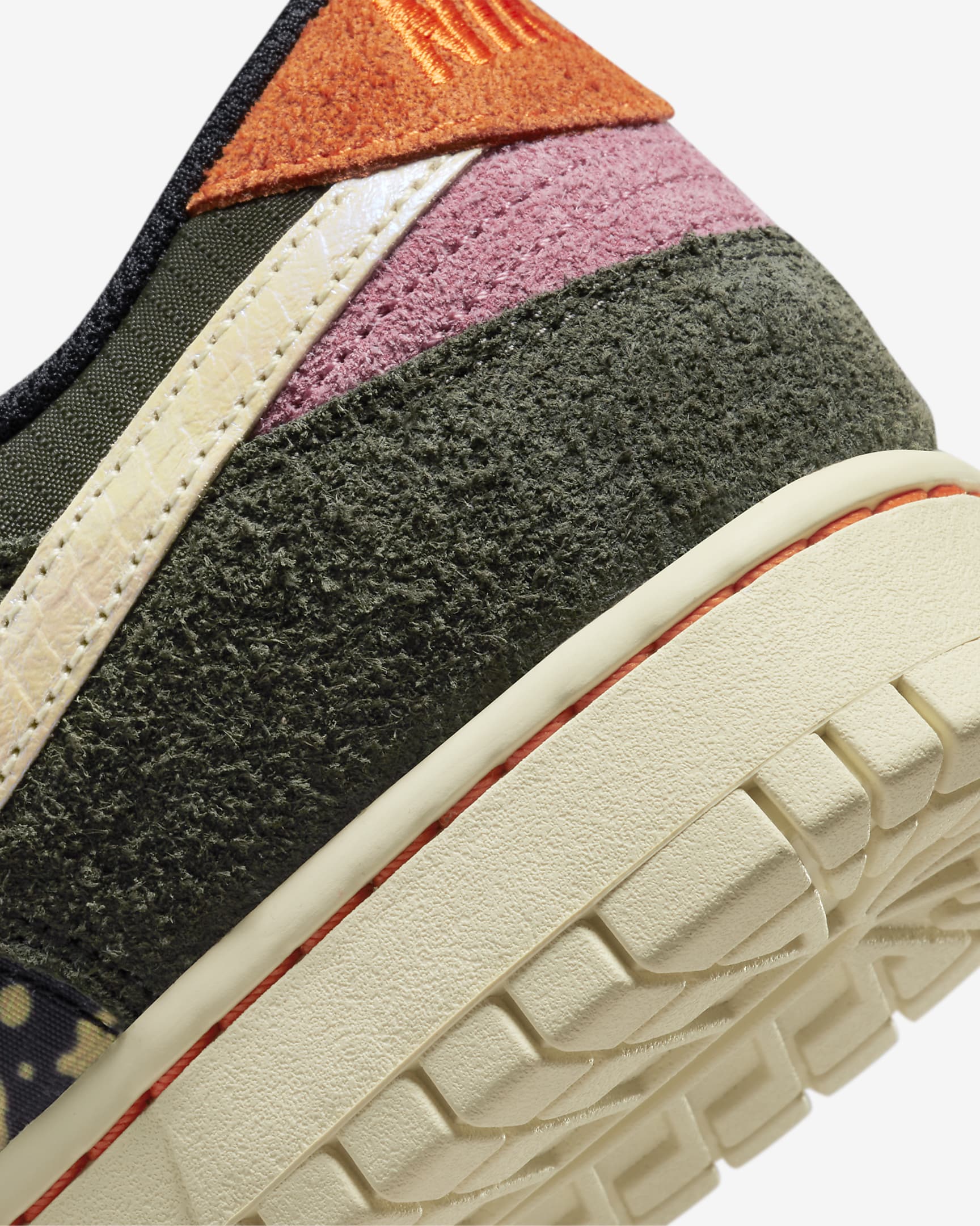 Nike Dunk Low Retro SE 2 Men's Shoes. Nike ID