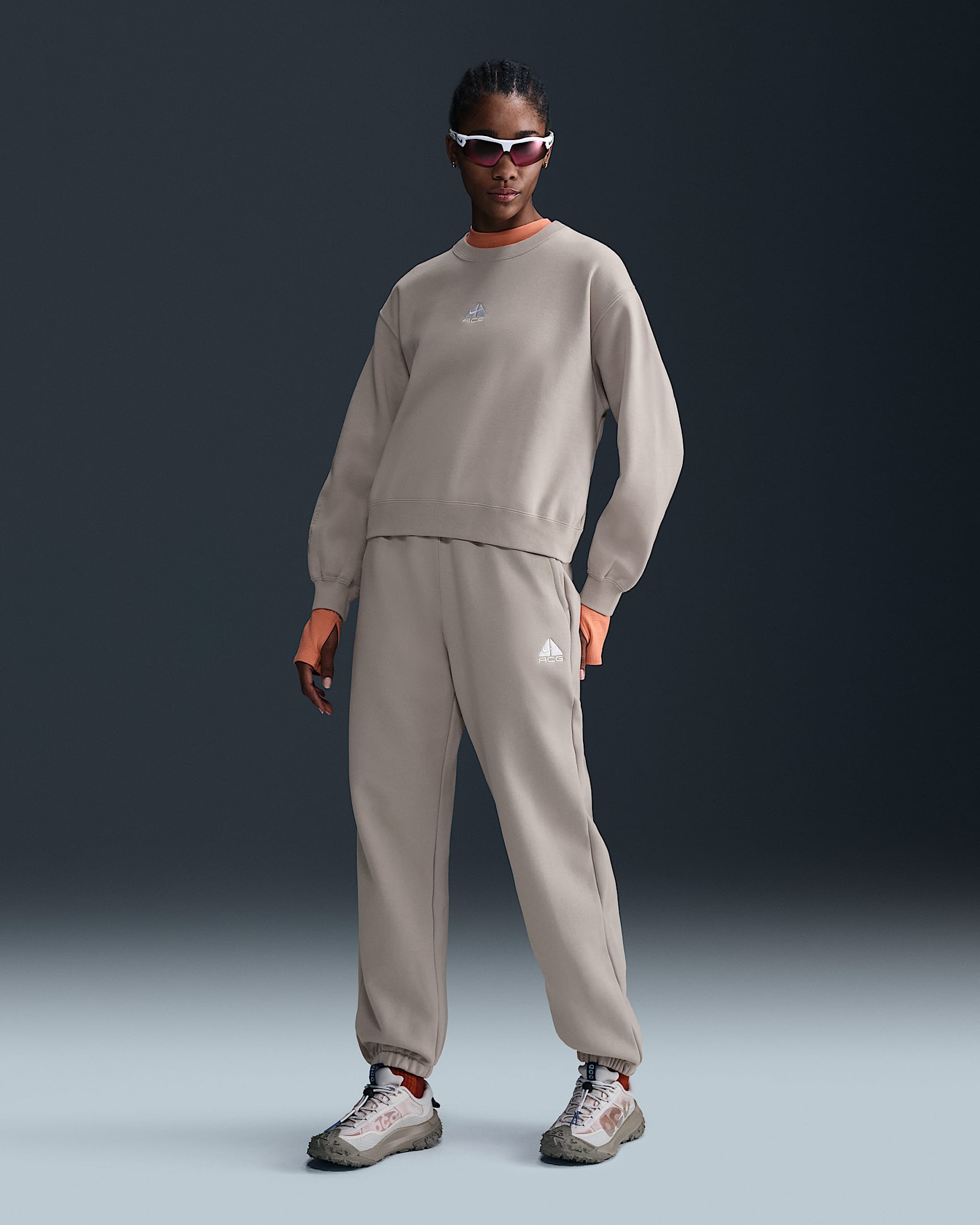 Nike ACG "Tuff Fleece" Women's Therma-FIT Repel Crew-Neck Sweatshirt ...