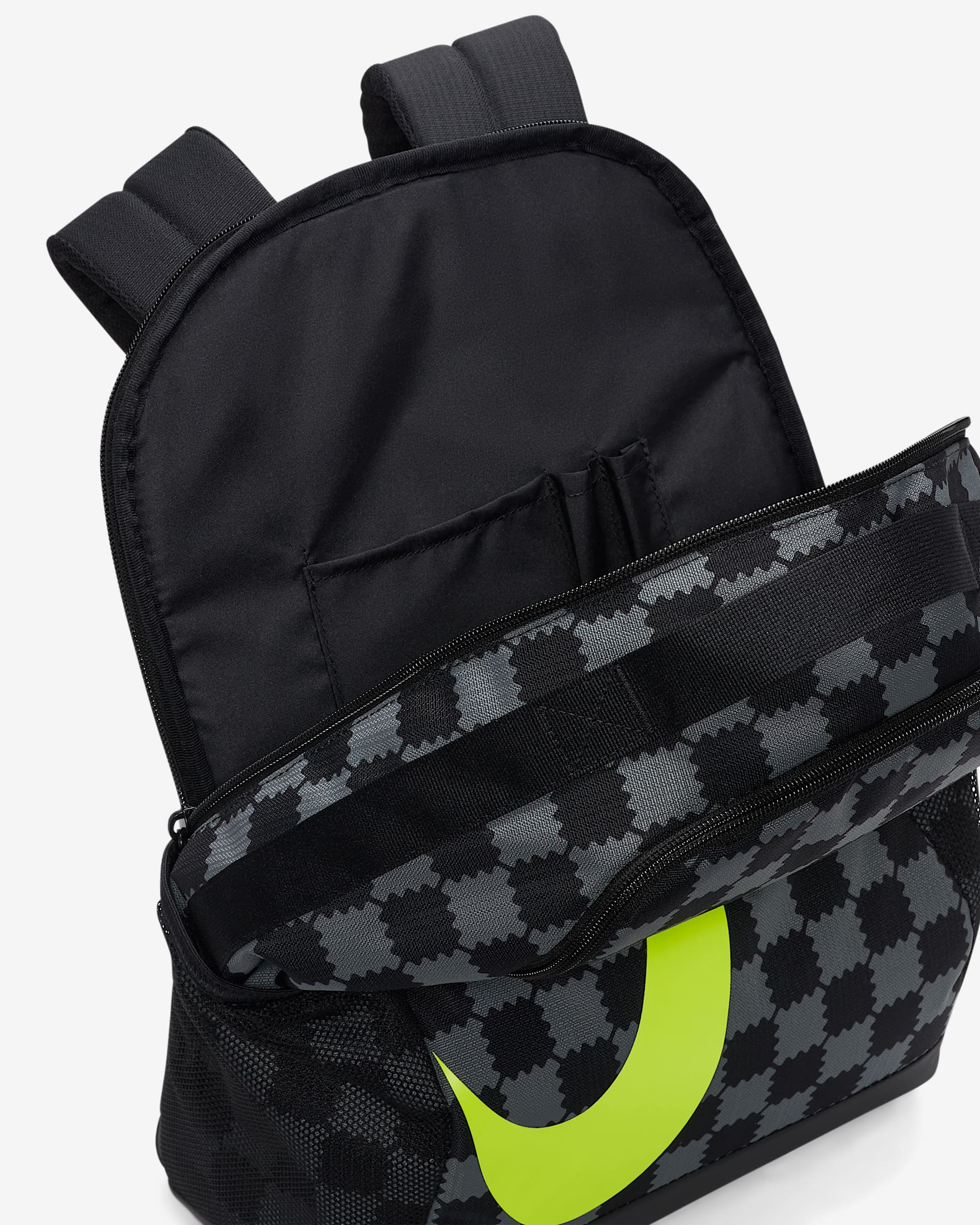 Nike Brasilia Kids' Backpack (18L). Nike LU
