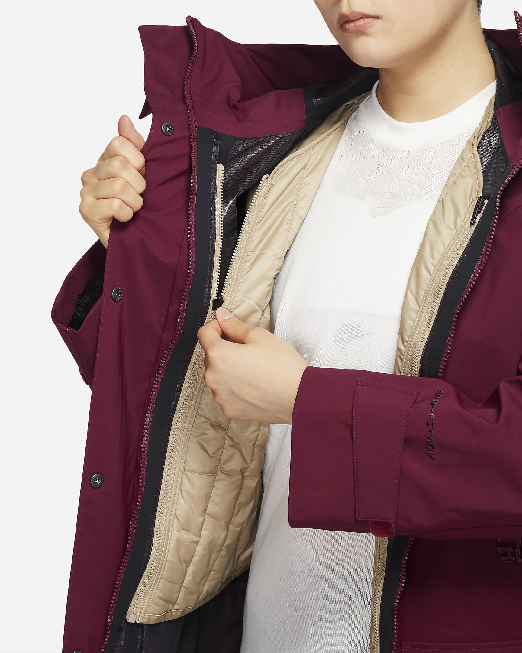 Nike Sportswear Storm-FIT ADV Tech Pack Women's Parka. Nike BG