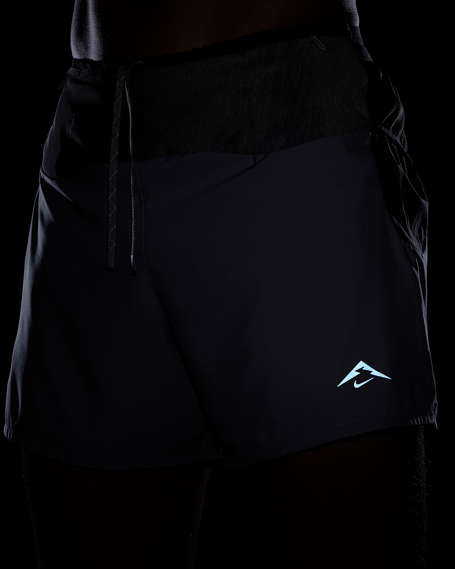 Nike Trail Second Sunrise Dri-FIT ADV Slip Astarlı 13 cm Erkek Koşu Şortu. Nike TR