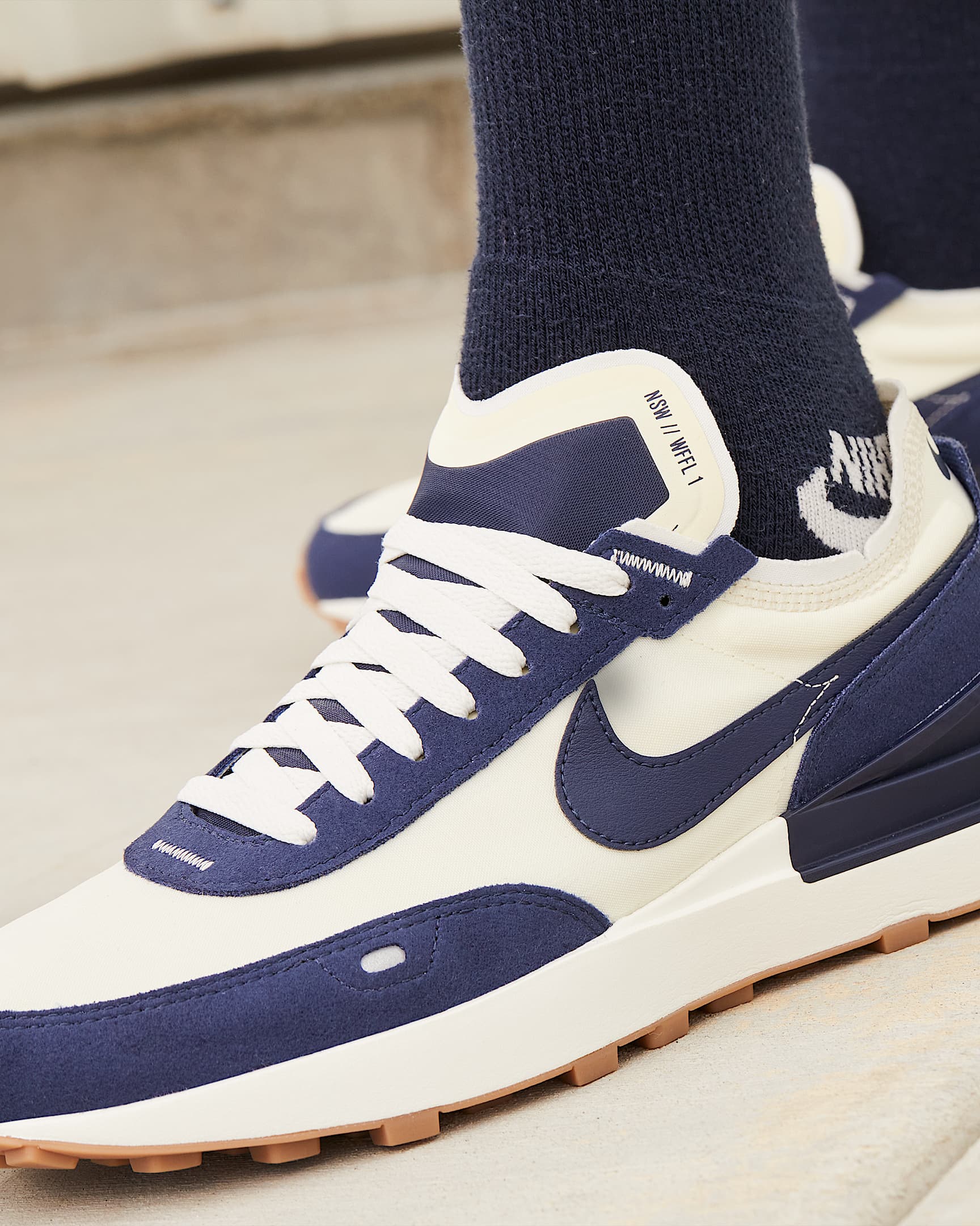 Nike Waffle One SE Men's Shoes. Nike PH