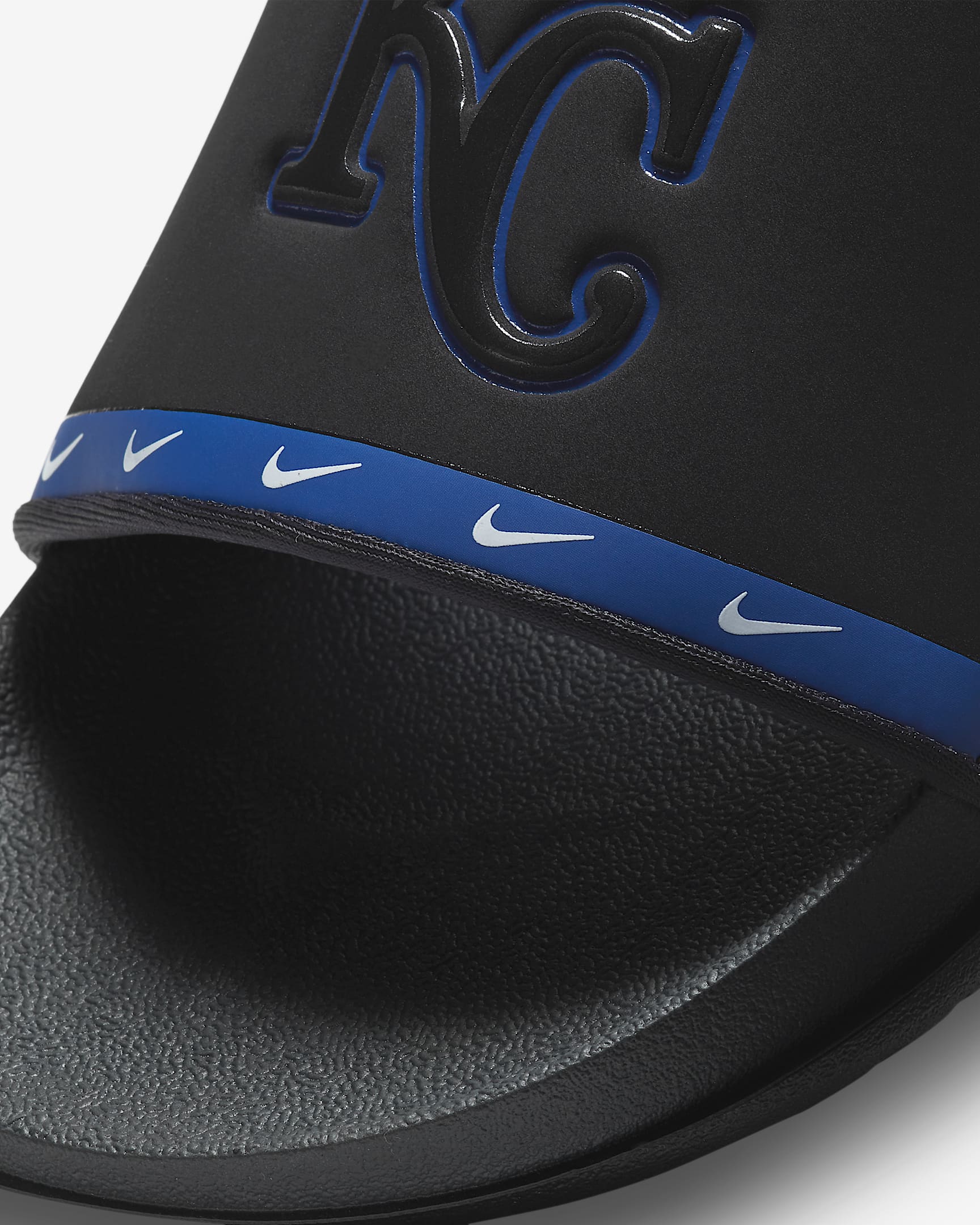 Nike Offcourt (MLB Kansas City Royals) Slide. Nike.com