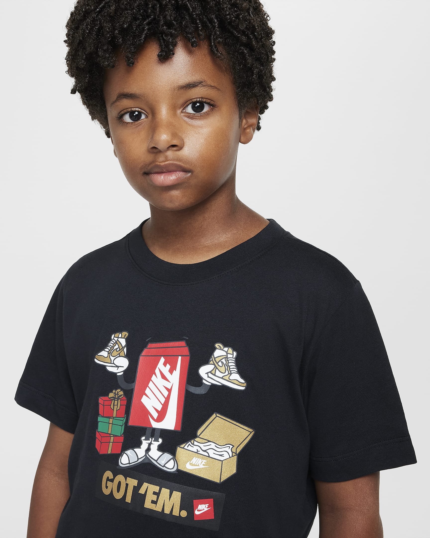 Nike Sportswear Older Kids' T-Shirt. Nike IL