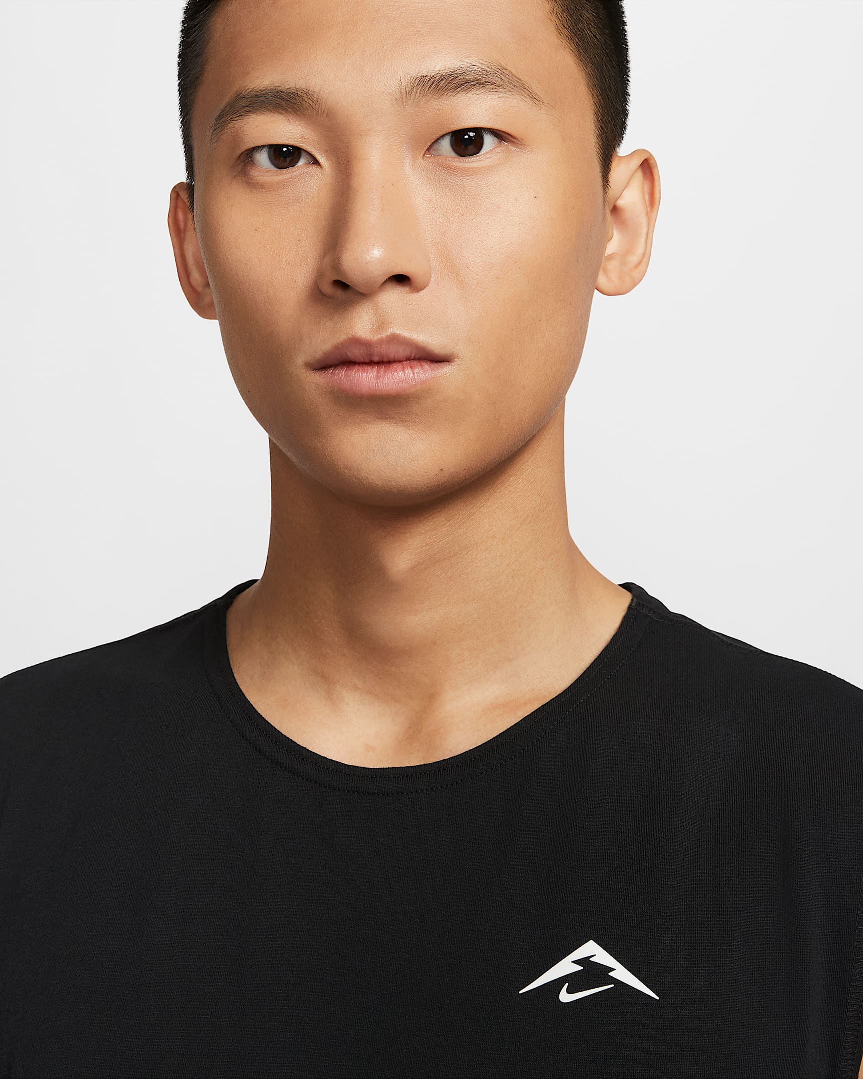 Nike Trail Solar Chase Men's Dri-FIT Sleeveless Running Top. Nike ID