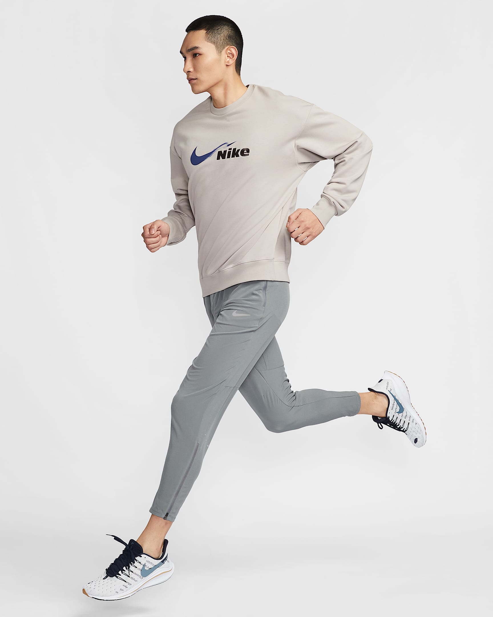 Nike Track Club Men's Dri-FIT Running Fleece Crew-Neck Sweatshirt. Nike ID