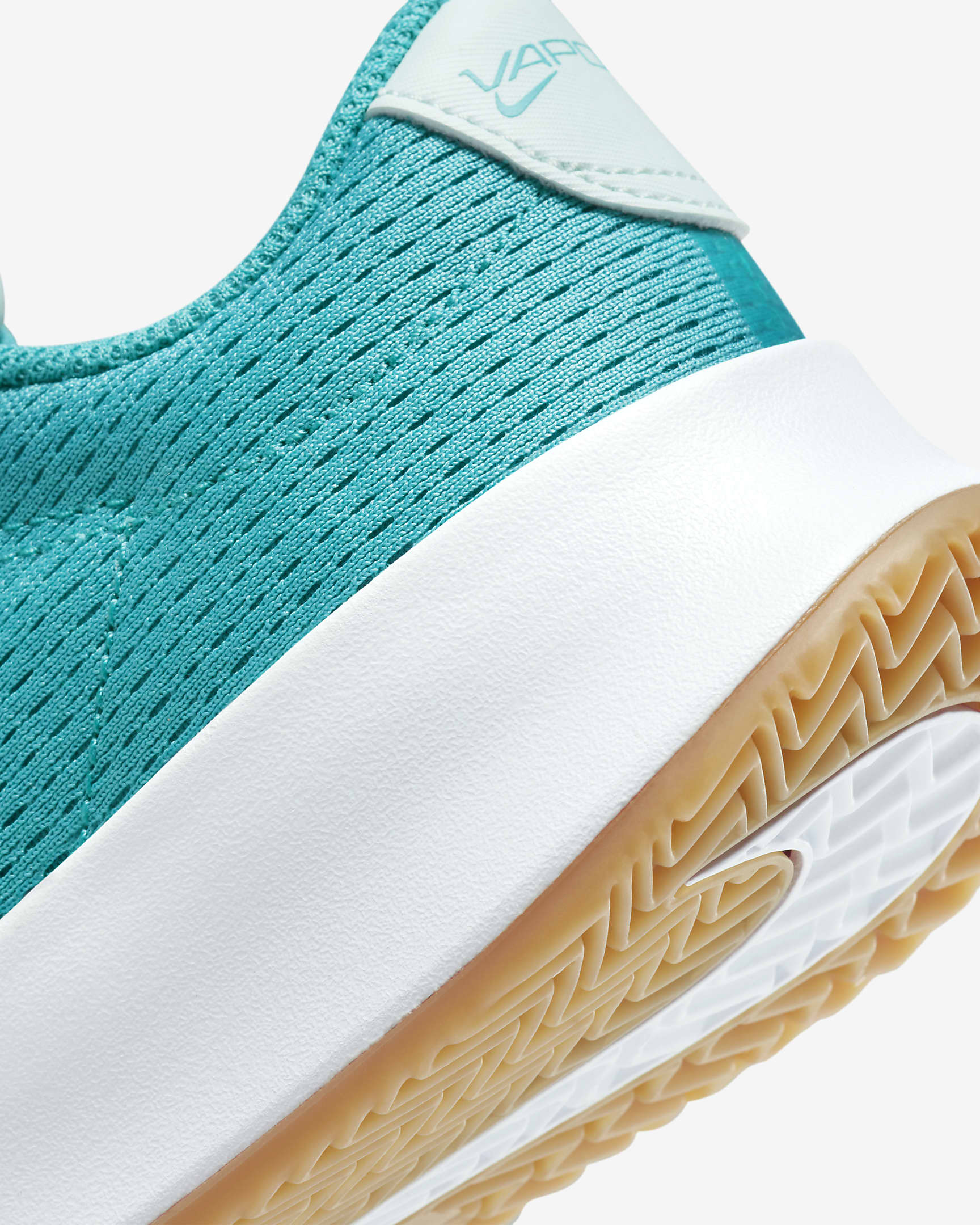 NikeCourt Vapor Lite 2 Women's Clay Tennis Shoes. Nike SI