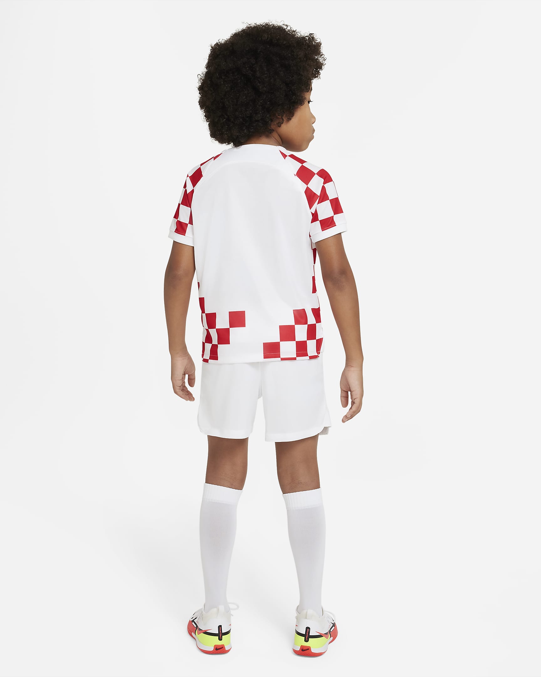 Croatia 2022/23 Home Younger Kids' Nike Football Kit. Nike LU