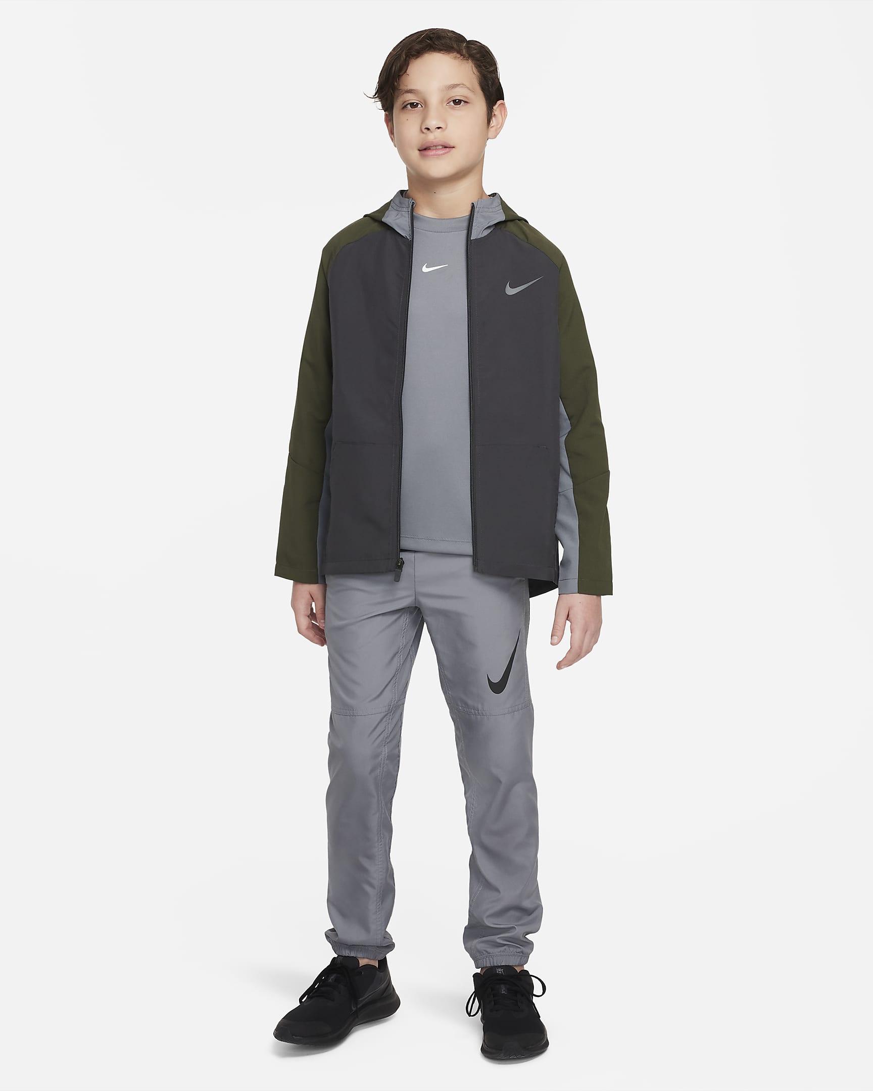 Nike Dri-FIT Older Kids' (Boys') Woven Training Jacket. Nike PH