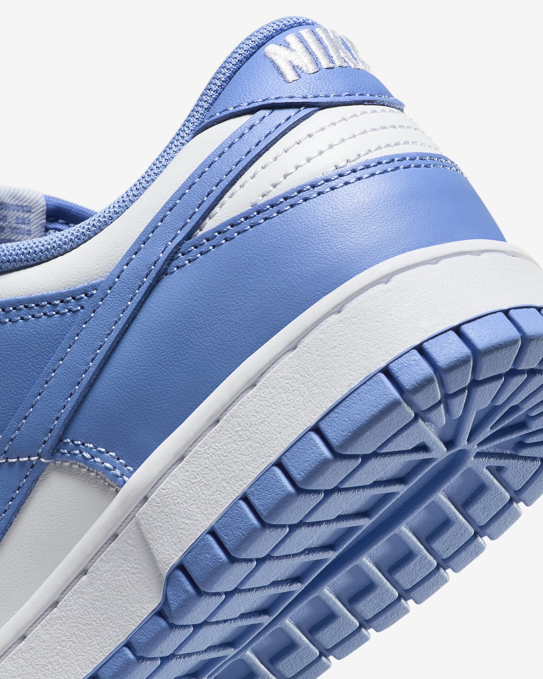 Nike Dunk Low Retro Men's Shoes. Nike IE