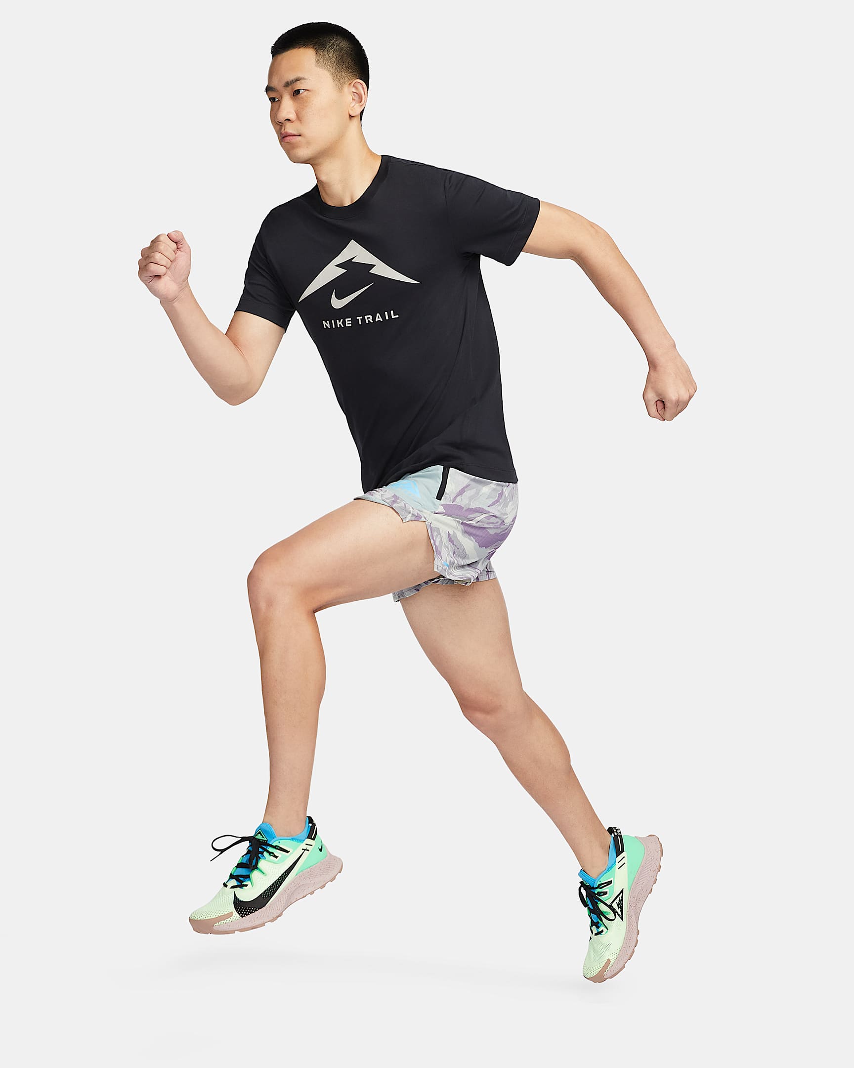 Nike Dri-FIT Men's Trail Running T-Shirt. Nike ID