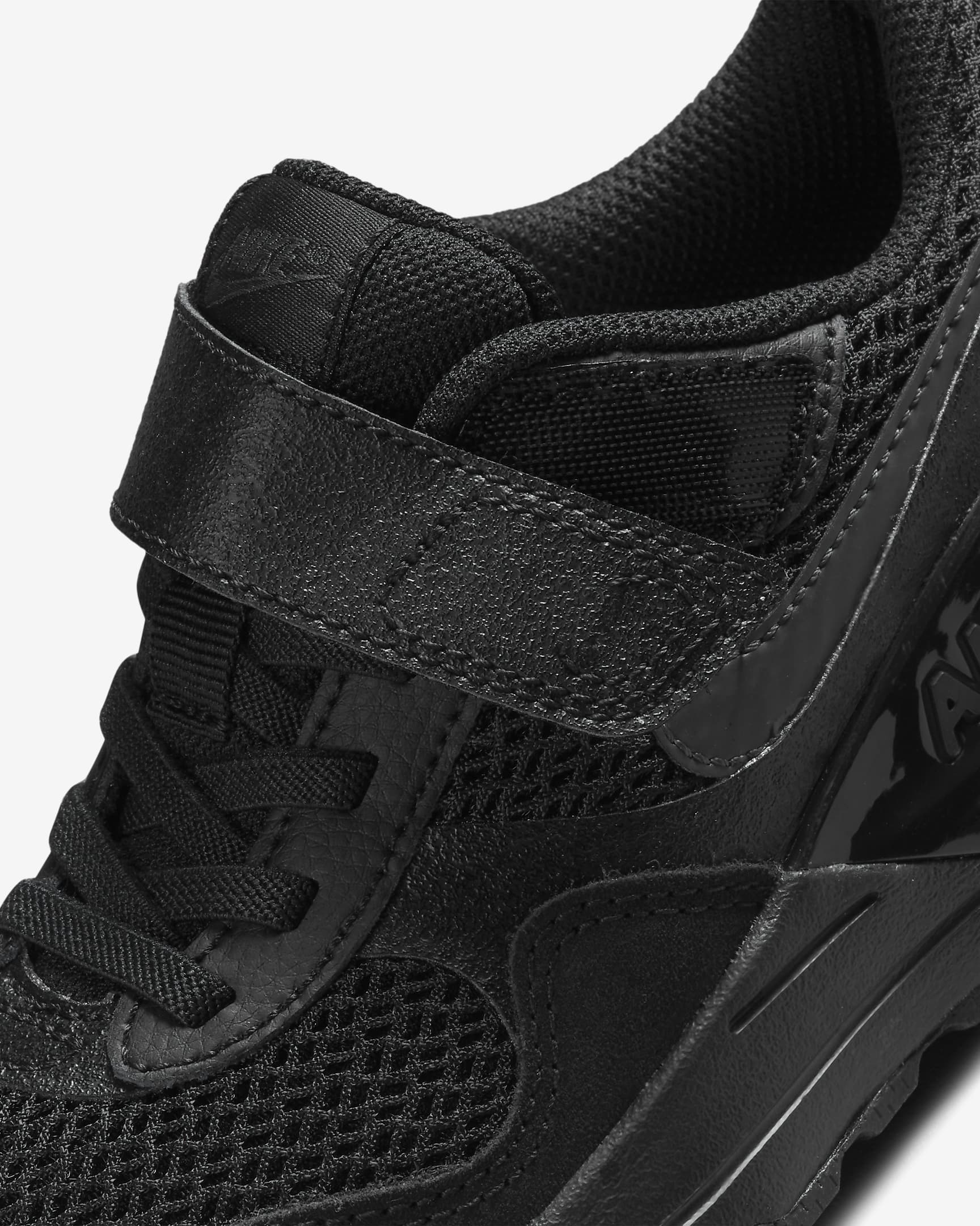 Nike Air Max SYSTM Younger Kids' Shoes. Nike HR