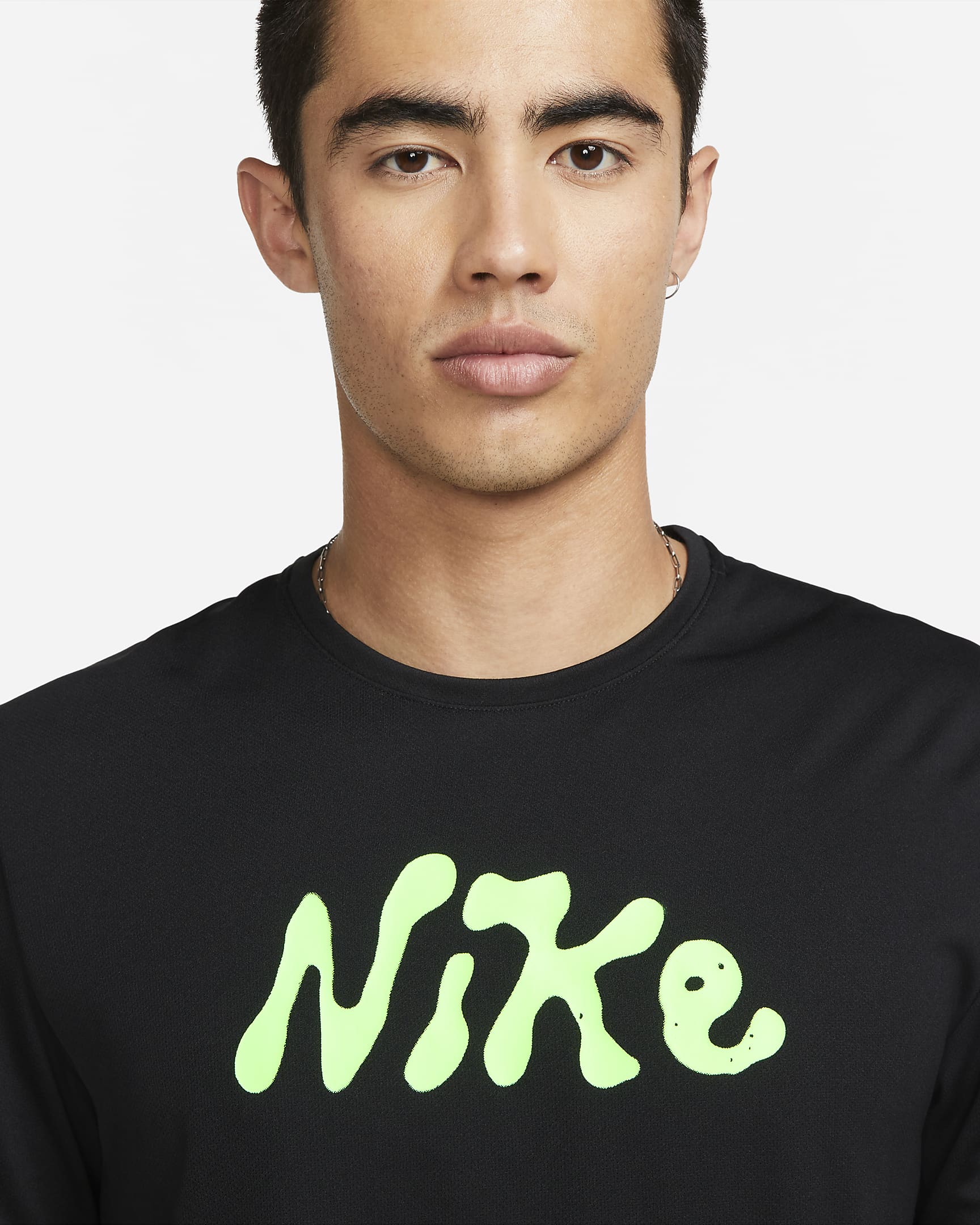 Nike Dri-FIT UV Miler Studio '72 Men's Short-Sleeve Running Top. Nike PH