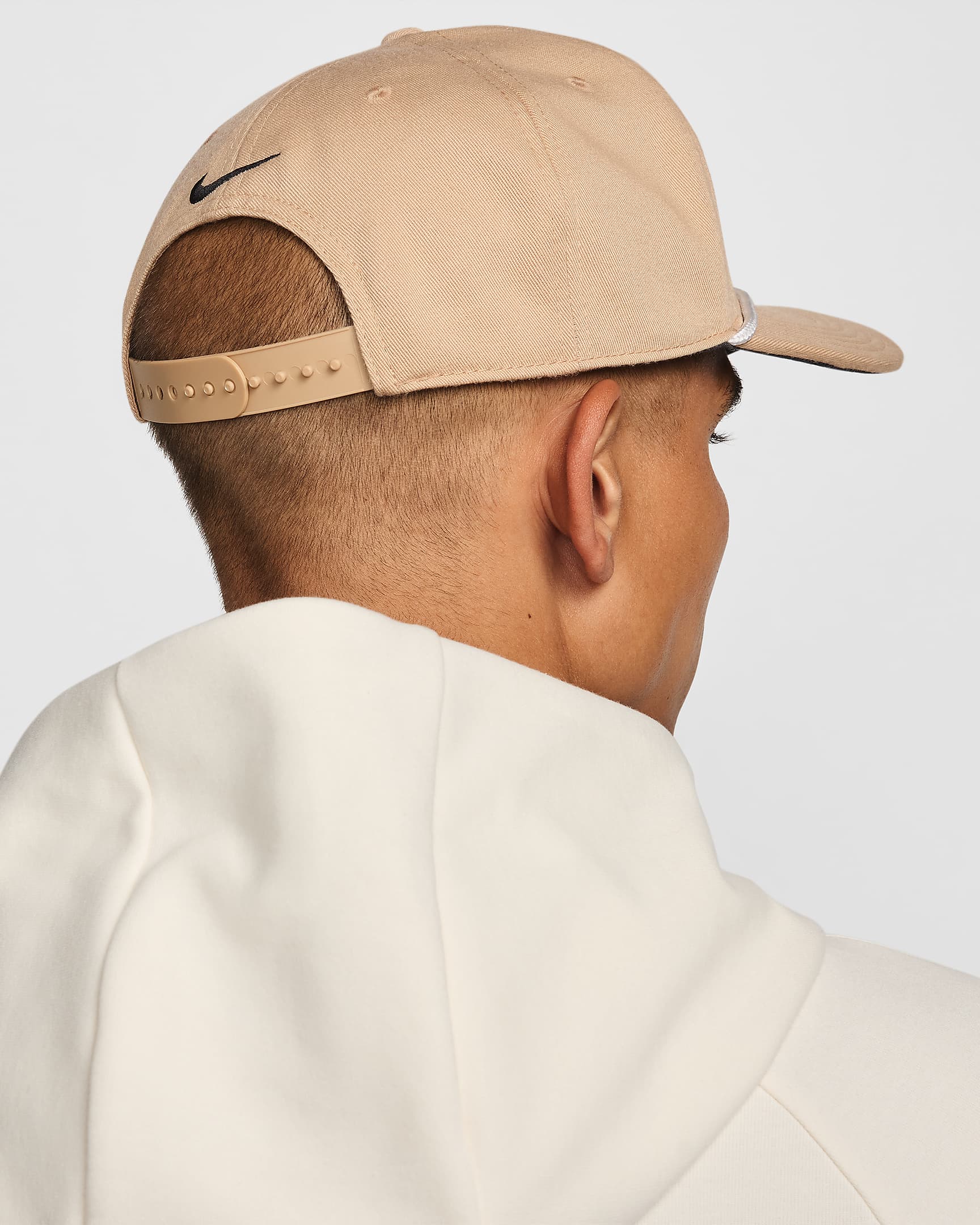 Nike Pro Structured Dri-FIT Cap. Nike.com