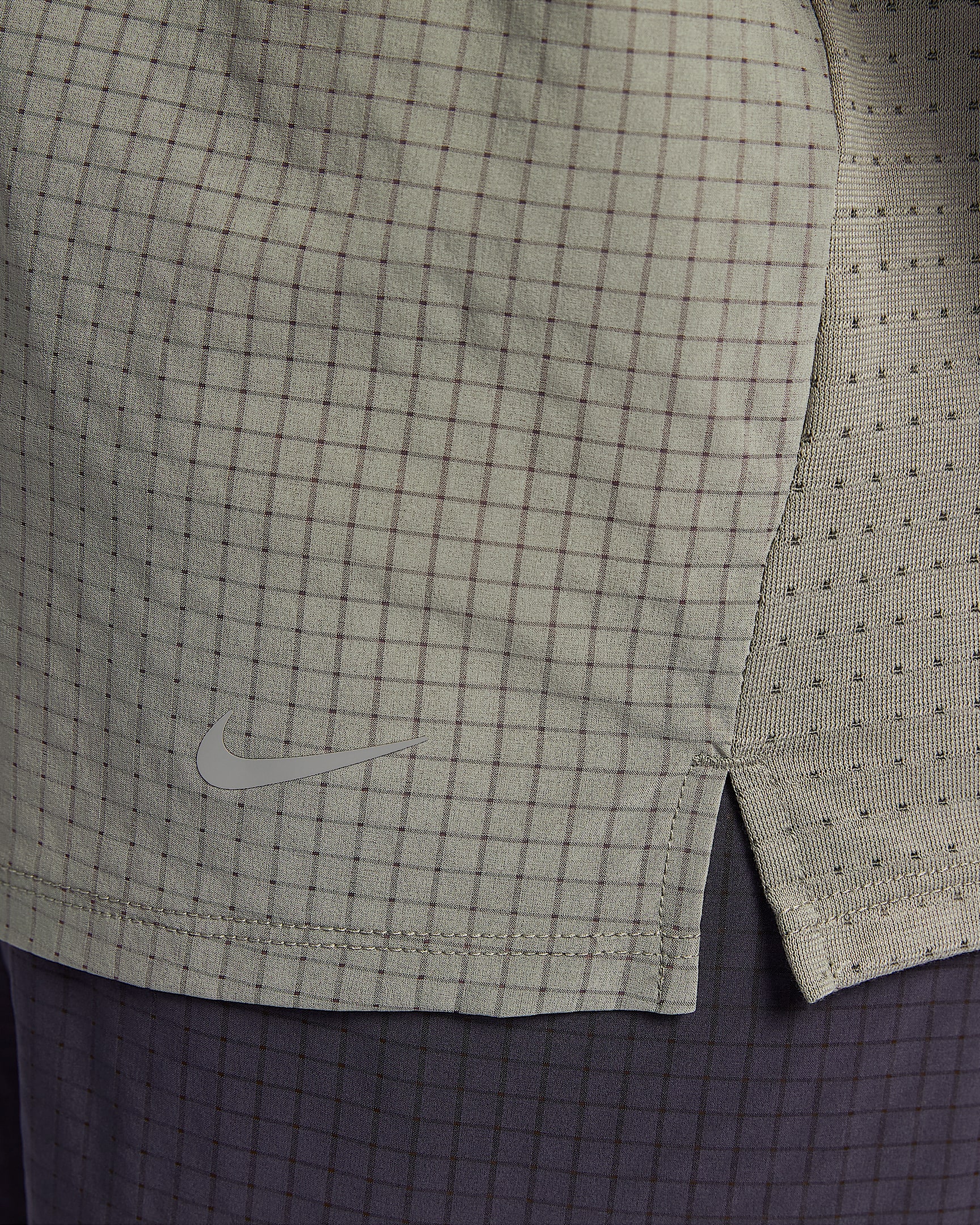 Nike Dri-FIT Trail Solar Chase Men's Short-Sleeve Trail Running Top ...