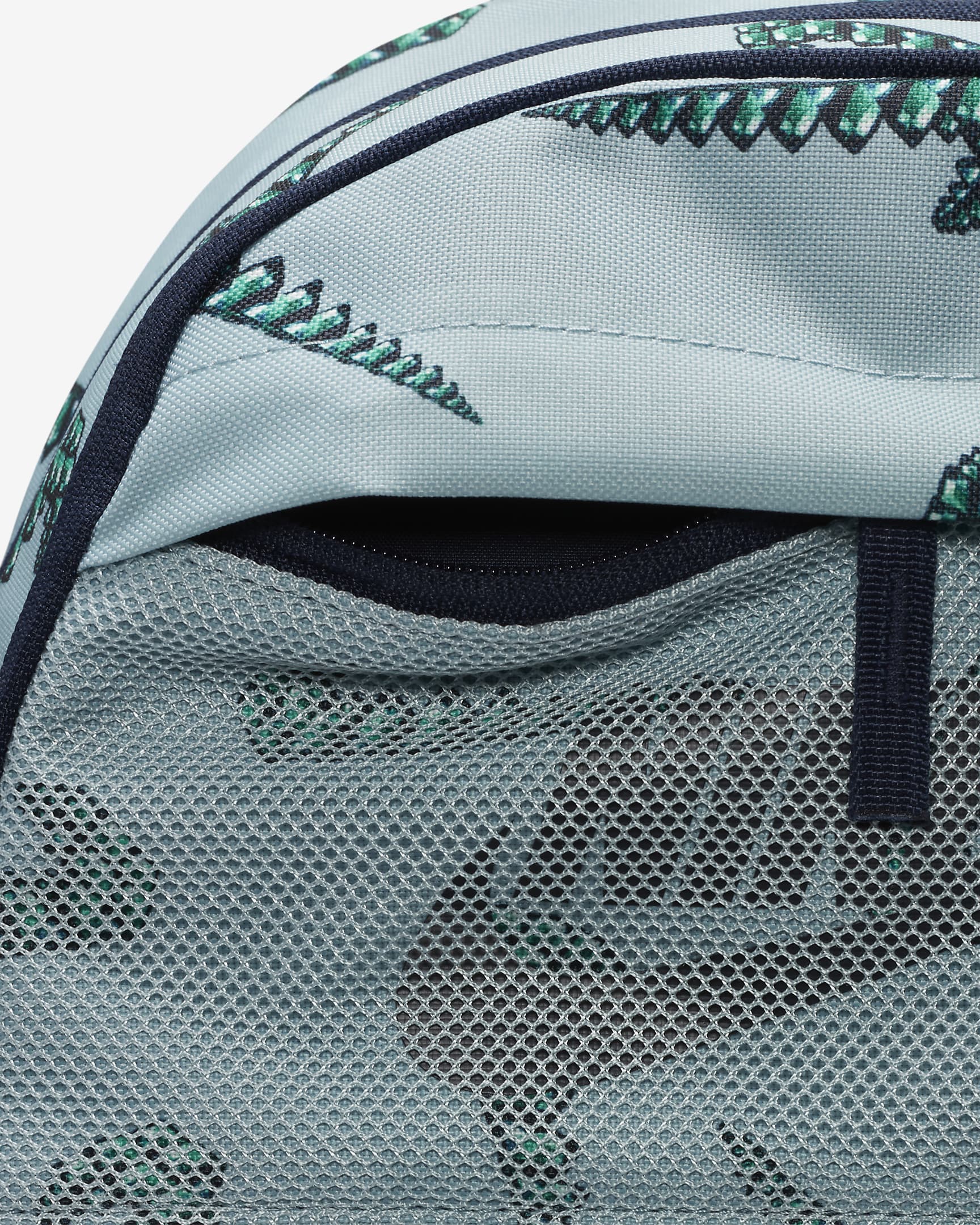 Nike Backpack (21L). Nike NL