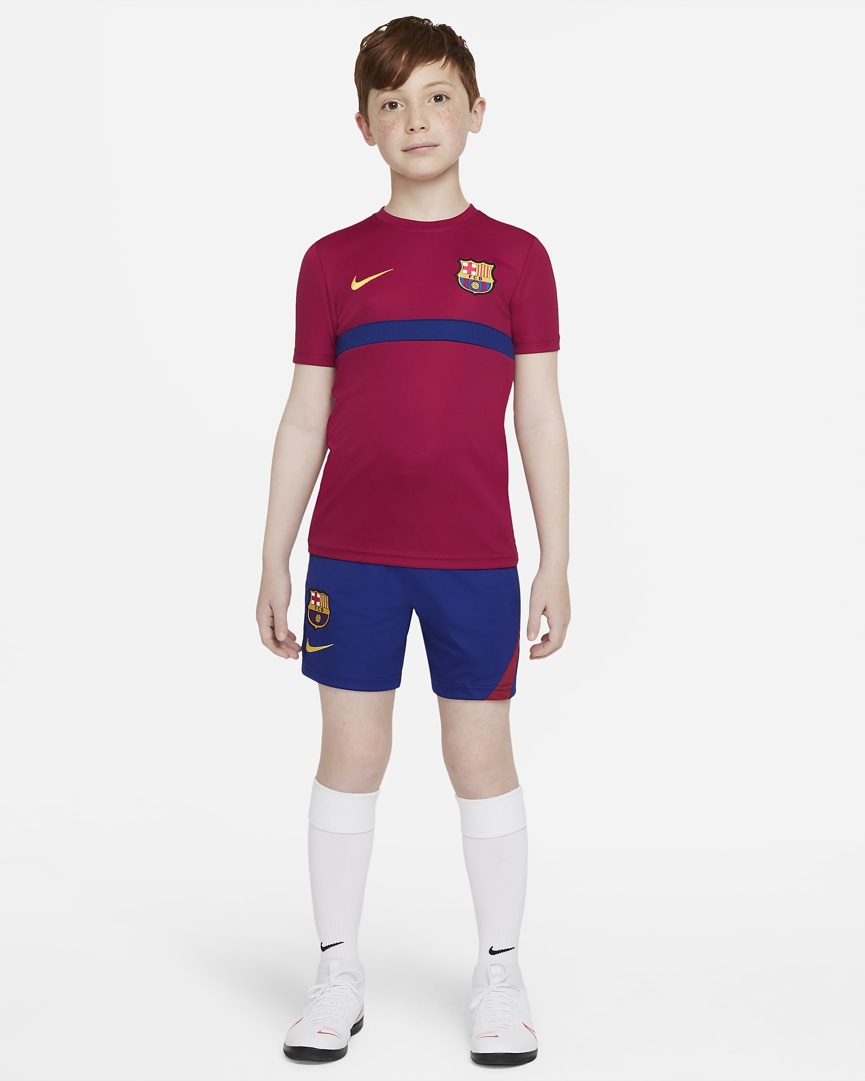 F.C. Barcelona Academy Pro Older Kids' Nike Dri-FIT Short-Sleeve Football Top. Nike NL