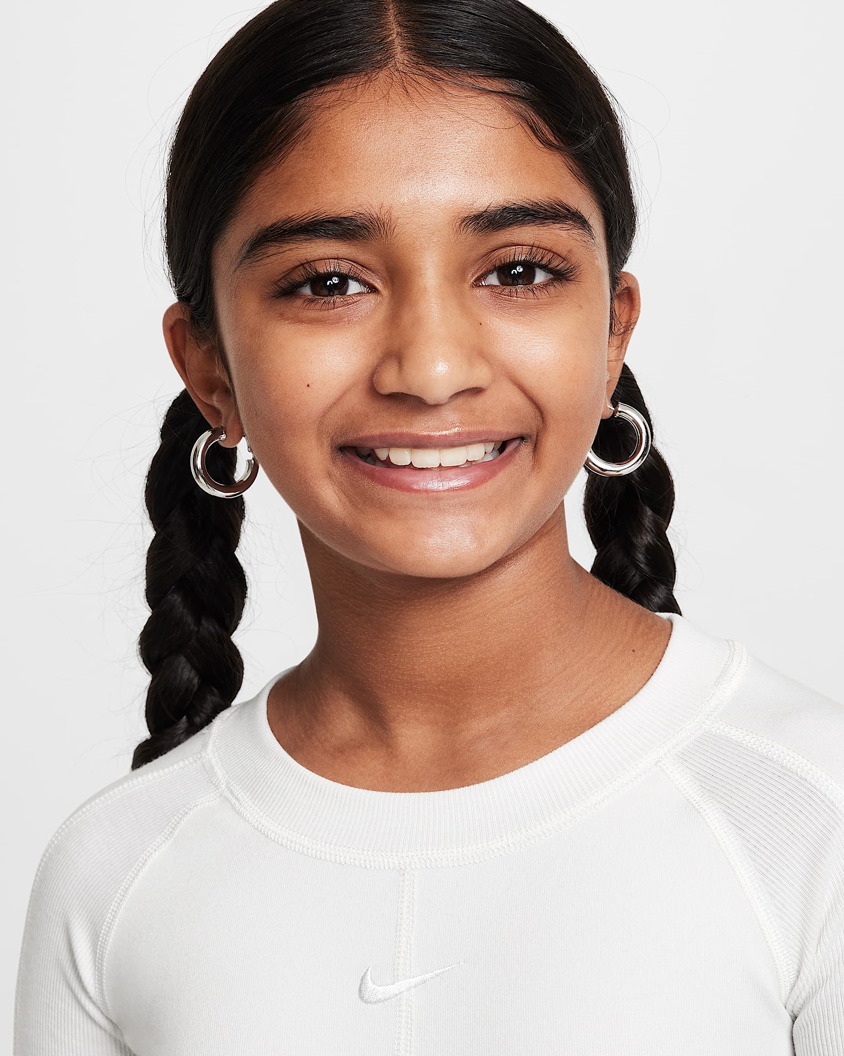 Nike Sportswear Girls' Cropped Long-Sleeve Top. Nike ZA