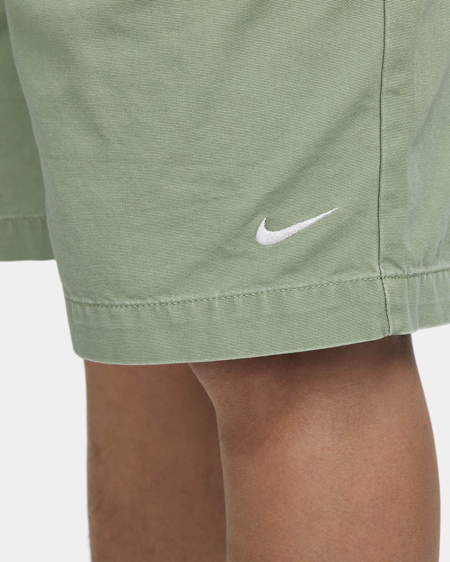 Nike Life Men's Pleated Chino Shorts. Nike UK