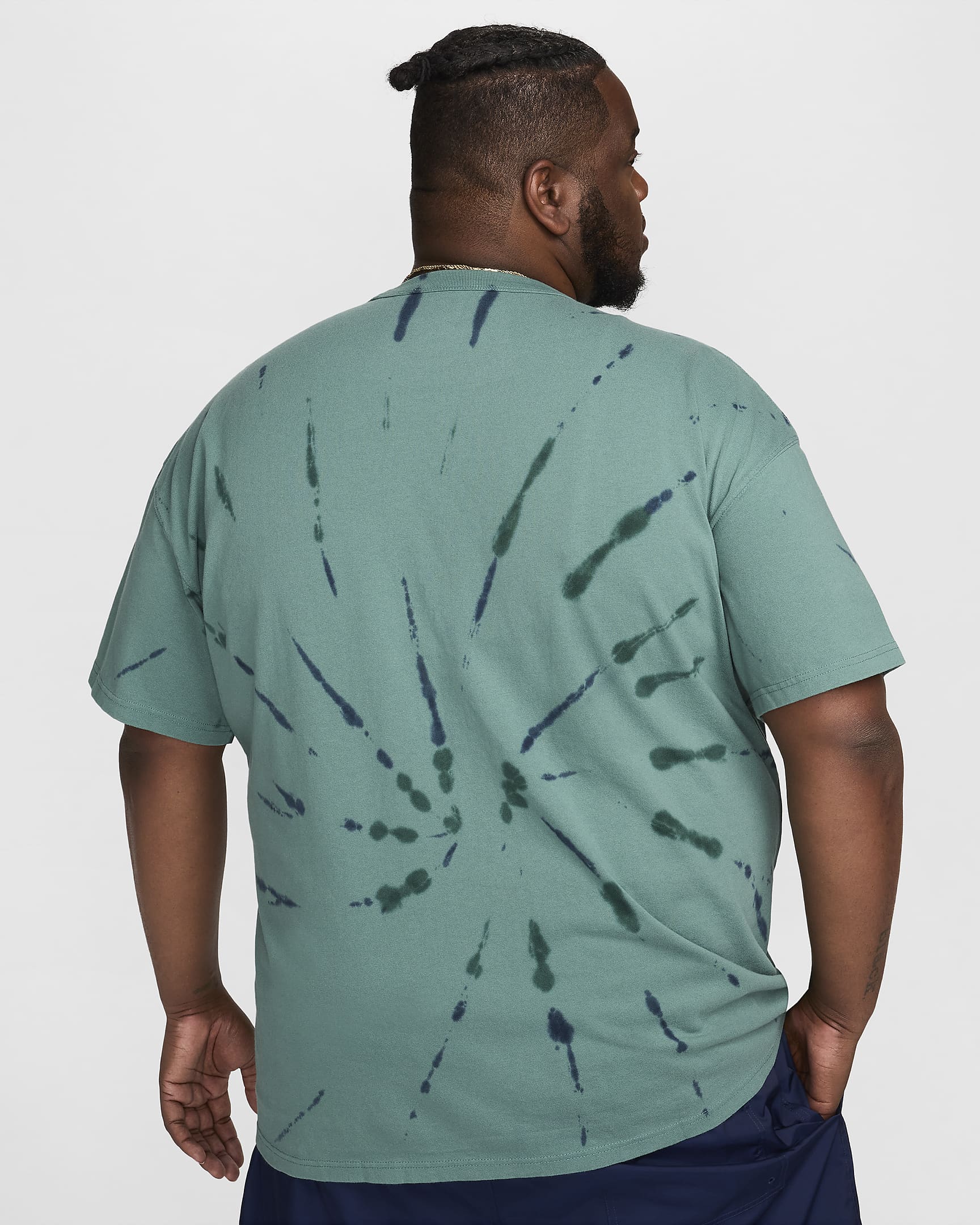 Nike Sportswear Premium Essentials Men's Max90 T-Shirt. Nike LU