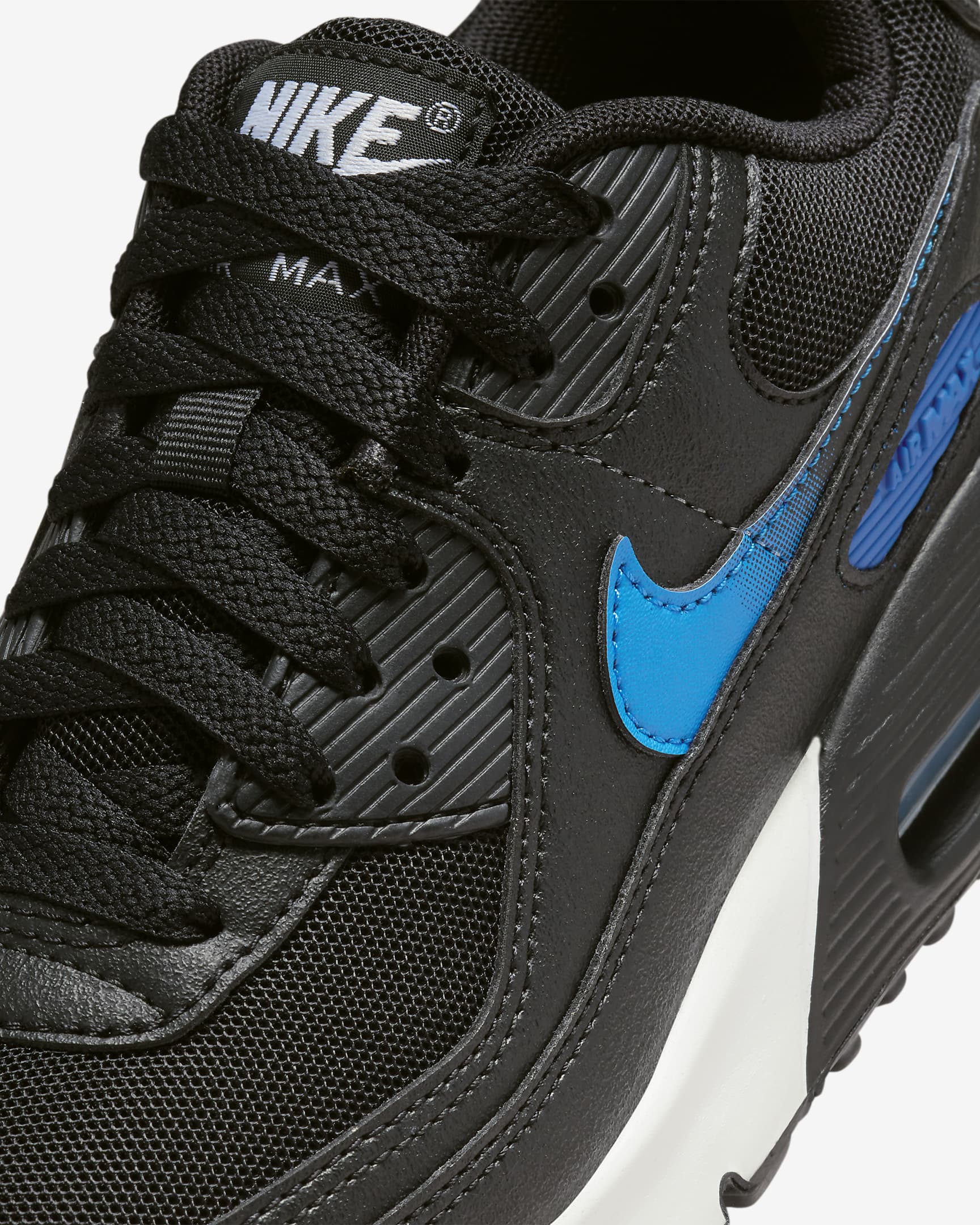 Nike Air Max 90 Older Kids' Shoe. Nike RO