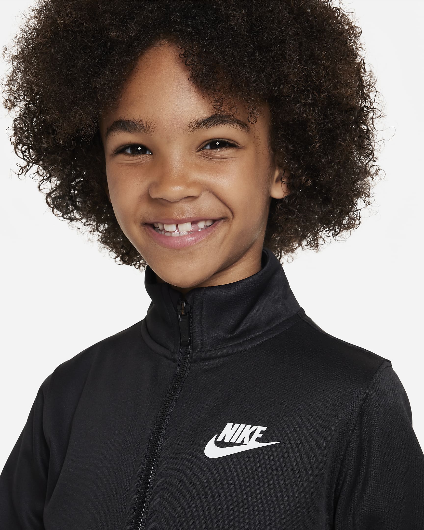 Nike Sportswear Lifestyle Essentials 2-Piece Set Younger Kids' Dri-FIT ...