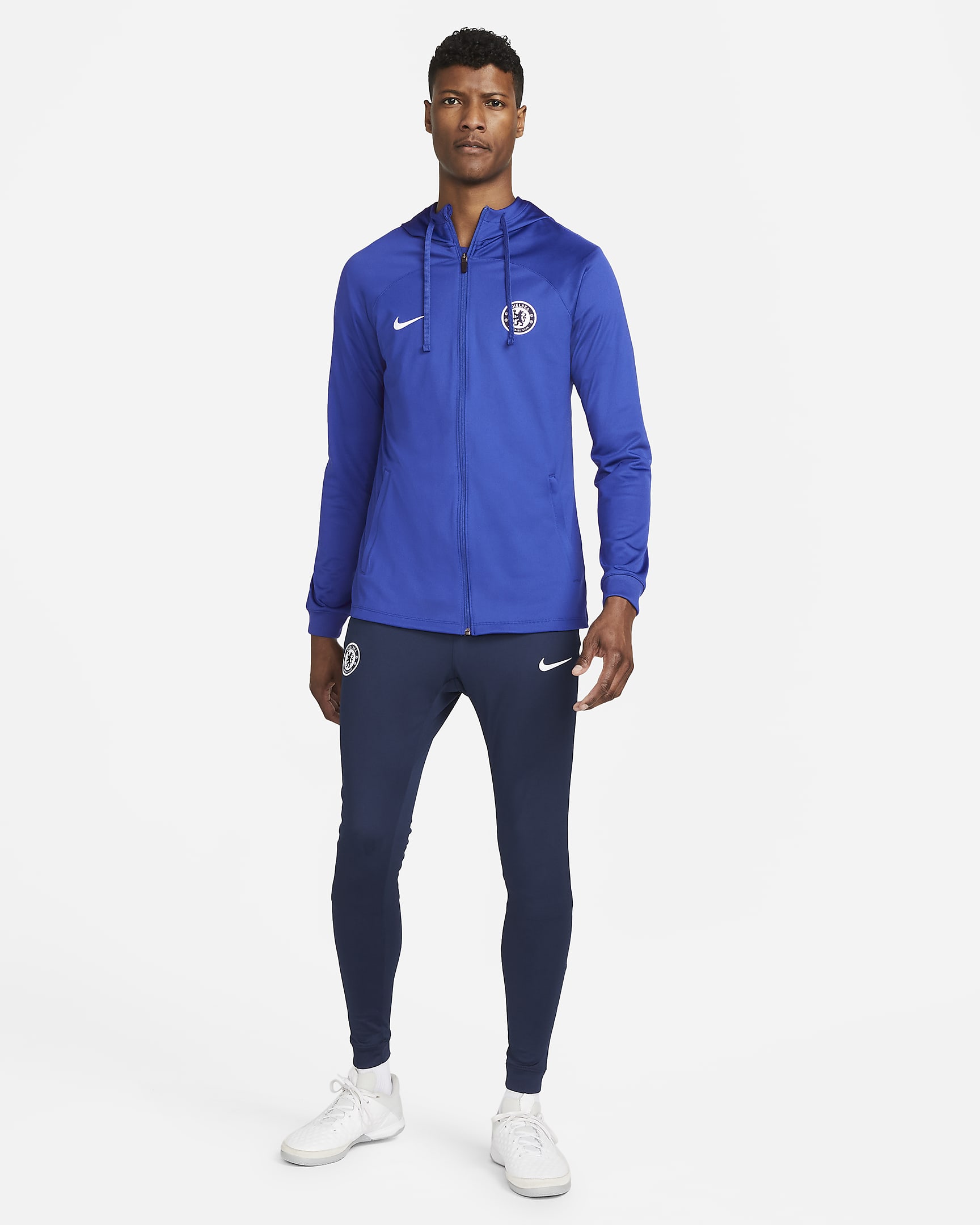 Chelsea F.C. Strike Men's Nike Dri-FIT Football Tracksuit Jacket. Nike SA