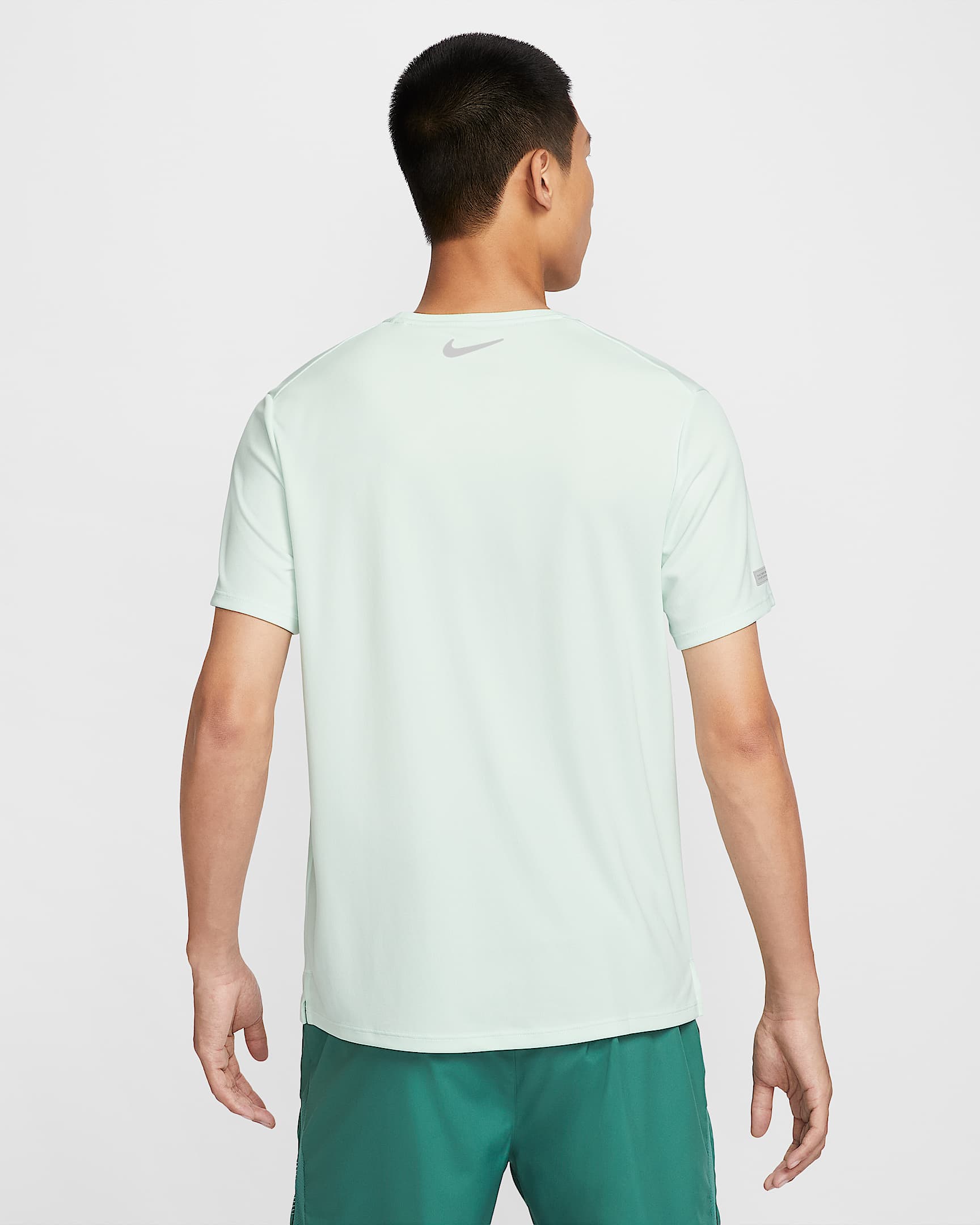 Nike Miler Flash Men's Dri-FIT UV Short-Sleeve Running Top. Nike IN