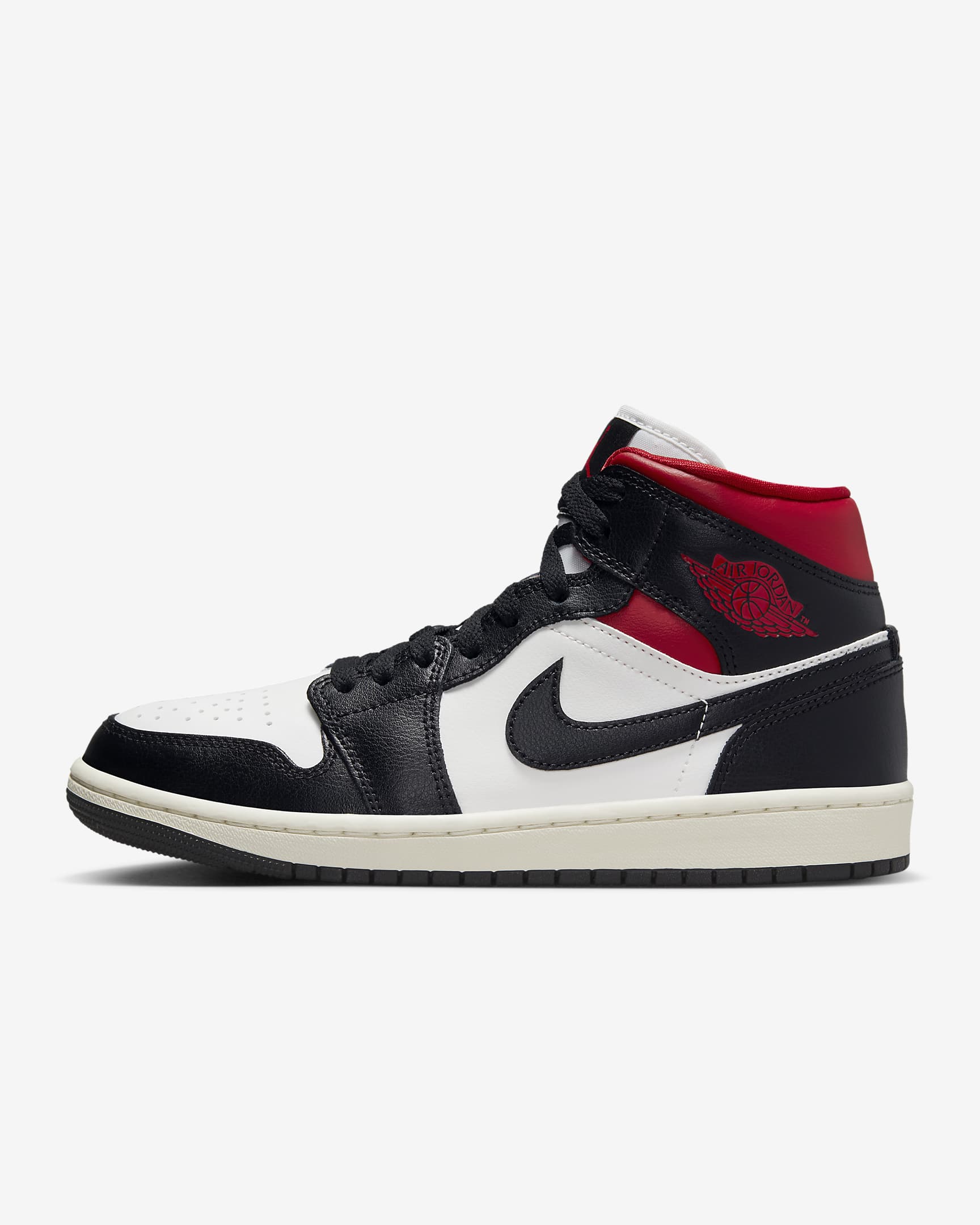 Air Jordan 1 Mid Women's Shoes. Nike IL