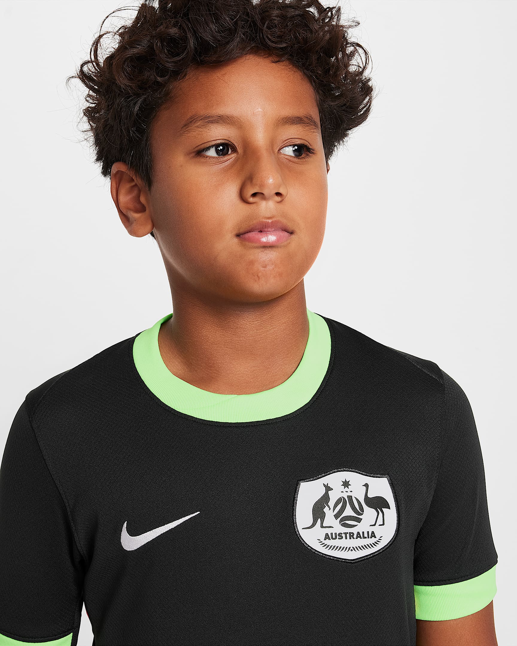 Australia 2025/26 Stadium Away Older Kids' Nike Dri-FIT Football Replica Shirt. Nike CA