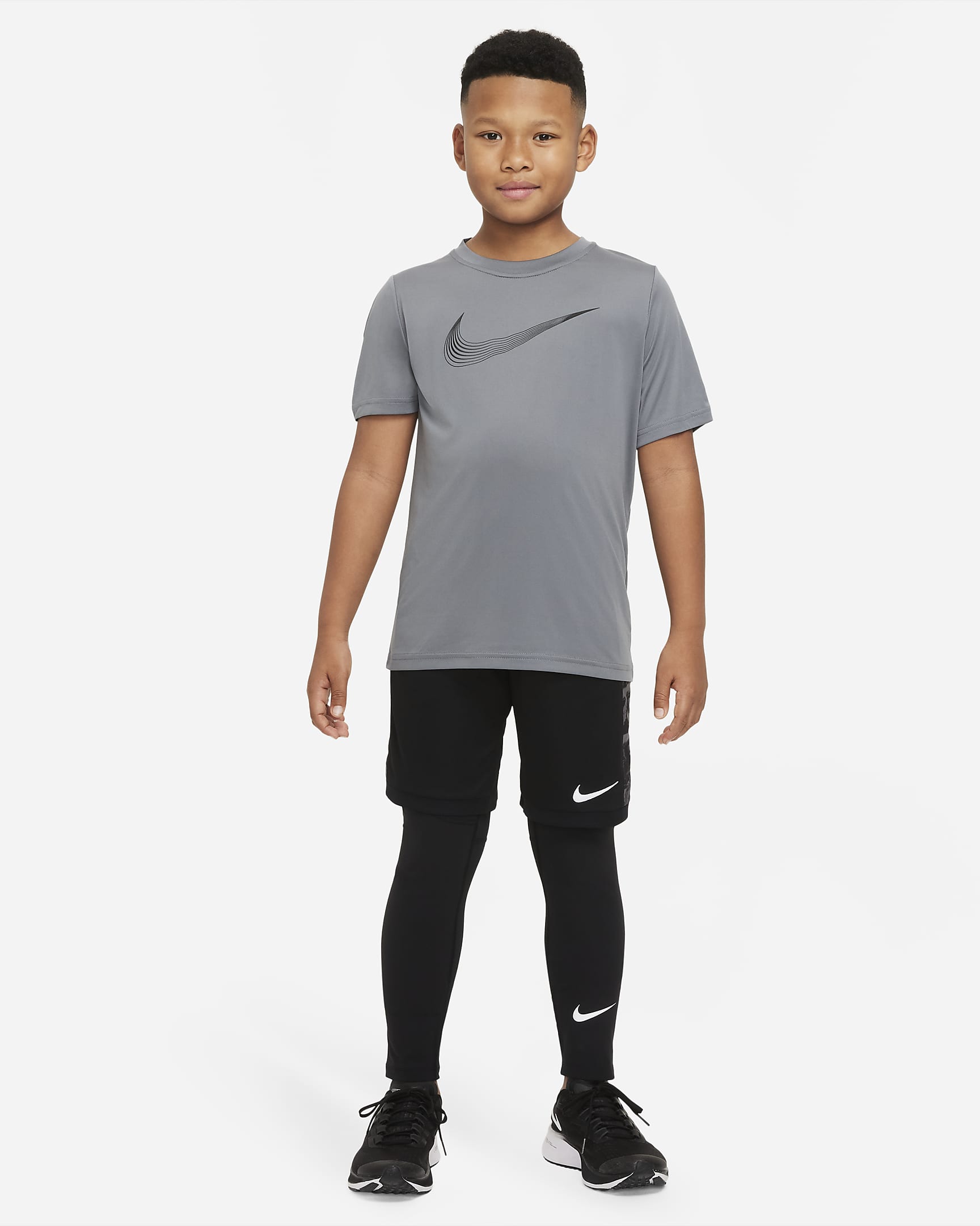 Nike Pro Dri-FIT older kids' (boys') tights. Nike VN