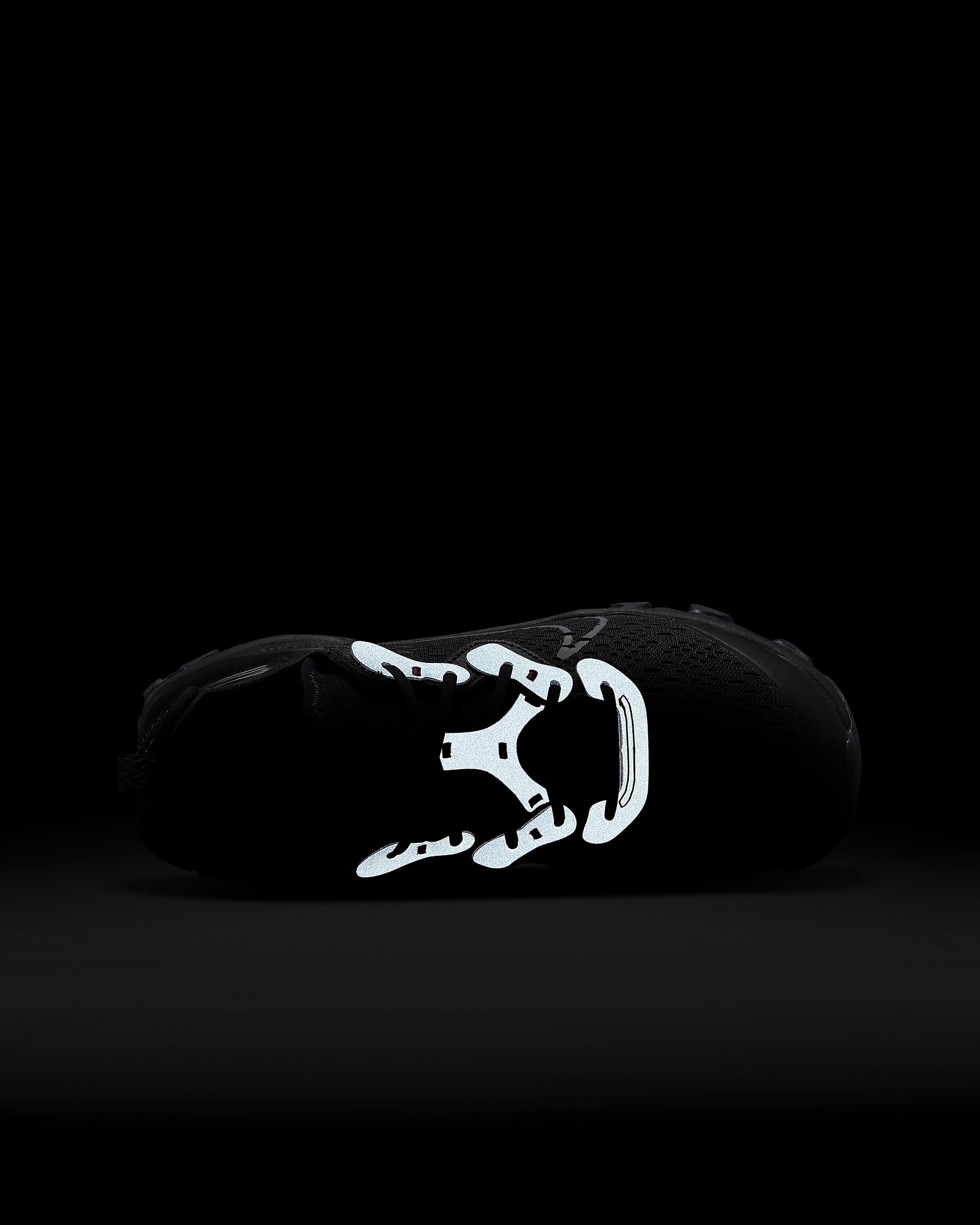 Nike React Vision Older Kids' Shoe. Nike CZ