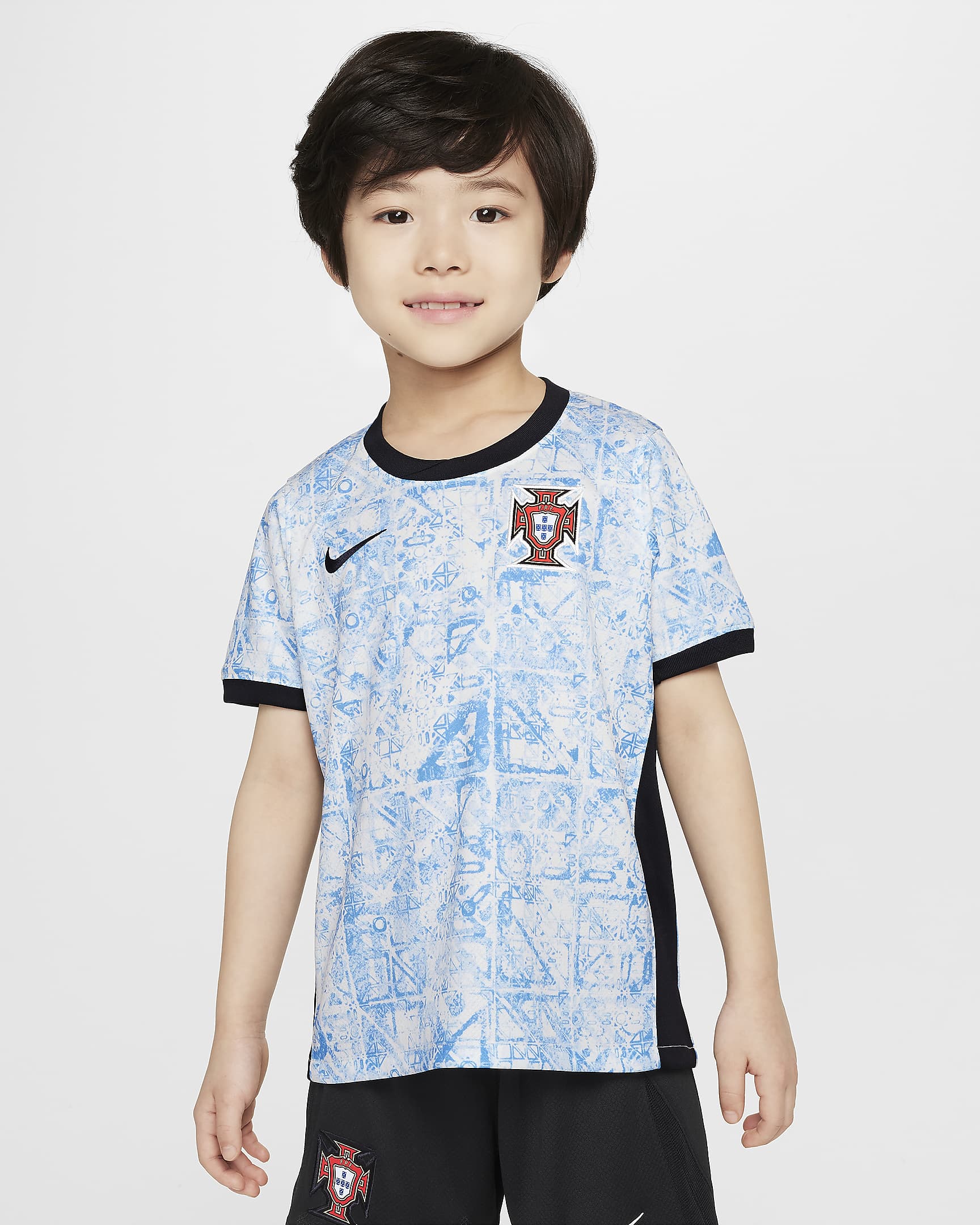 Portugal 2024 Stadium Away Younger Kids' Nike Football Replica 3-Piece ...