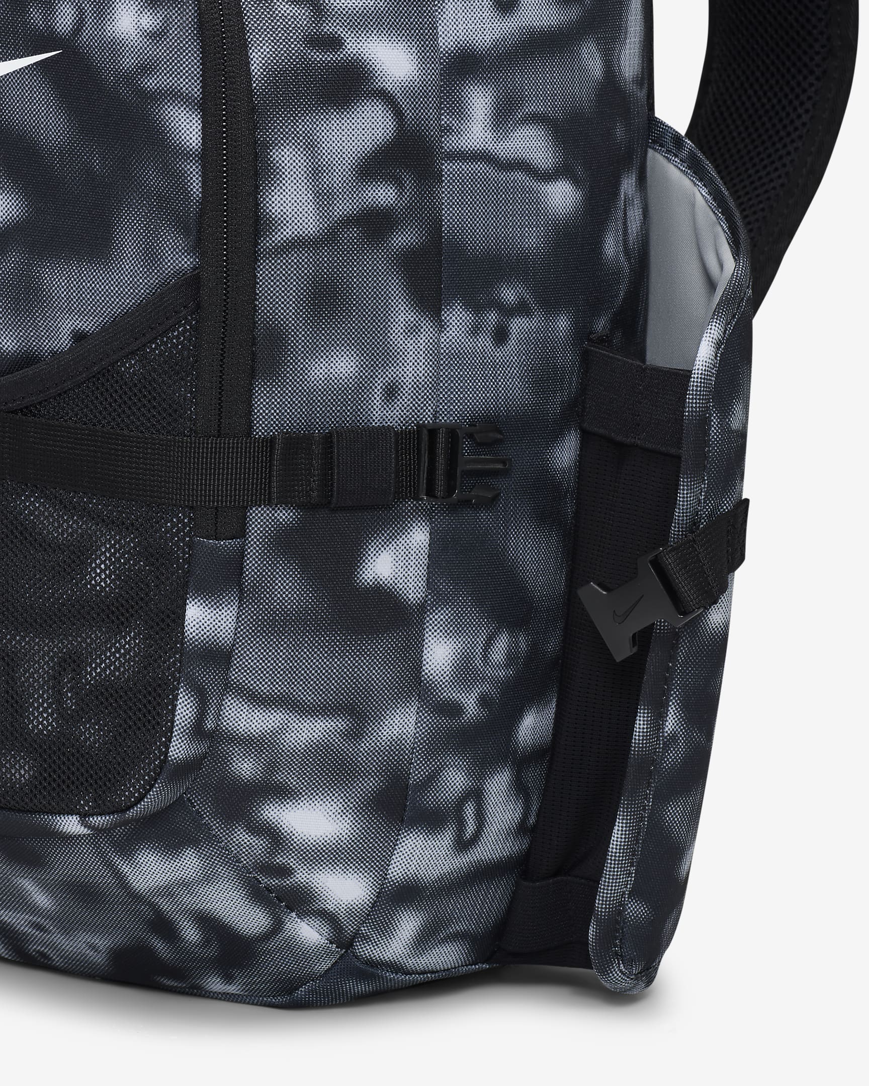 Nike Diamond Select Kids' Bat Pack (20L). Nike.com