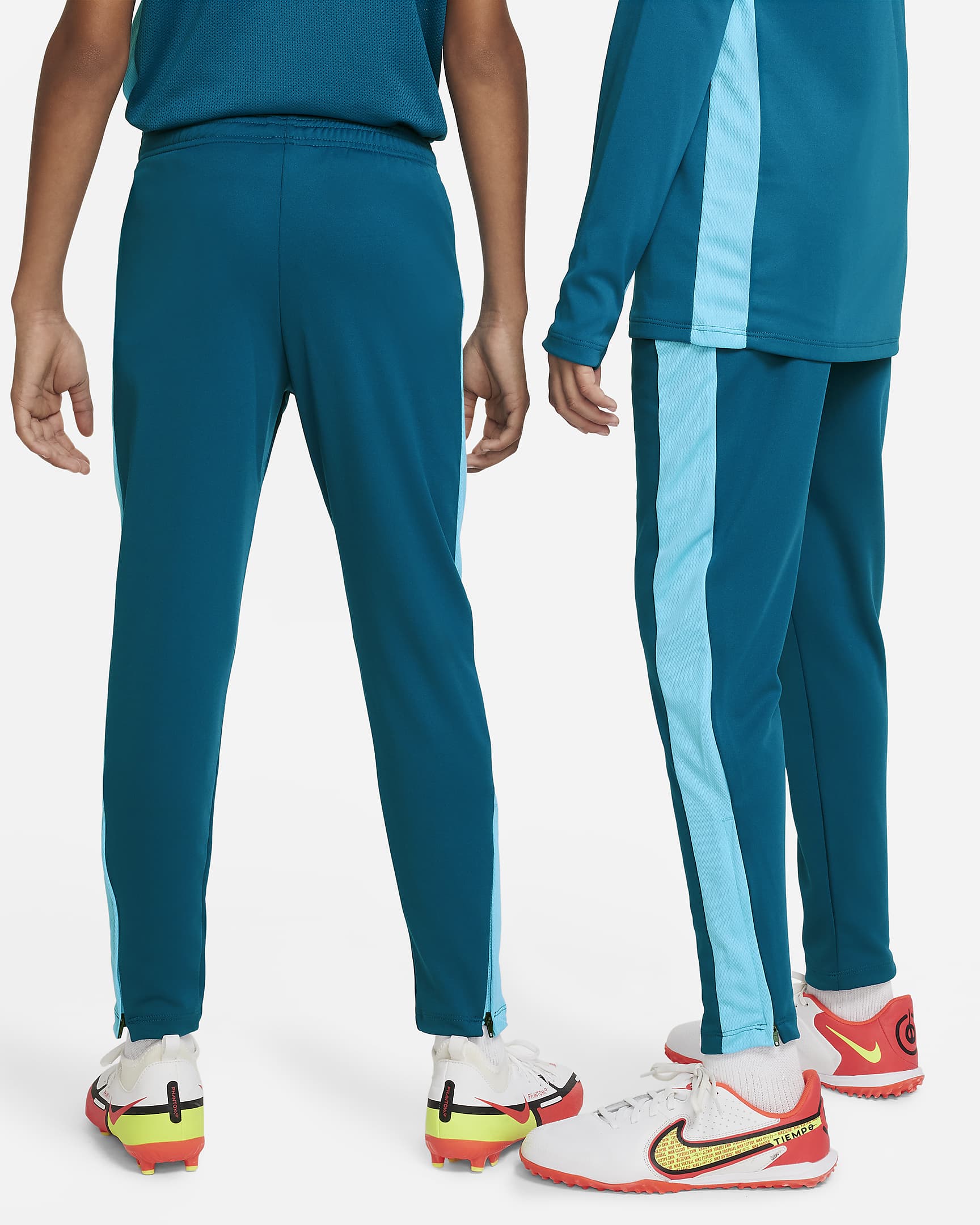 Nike Dri-FIT Academy23 Kids' Football Trousers. Nike IE