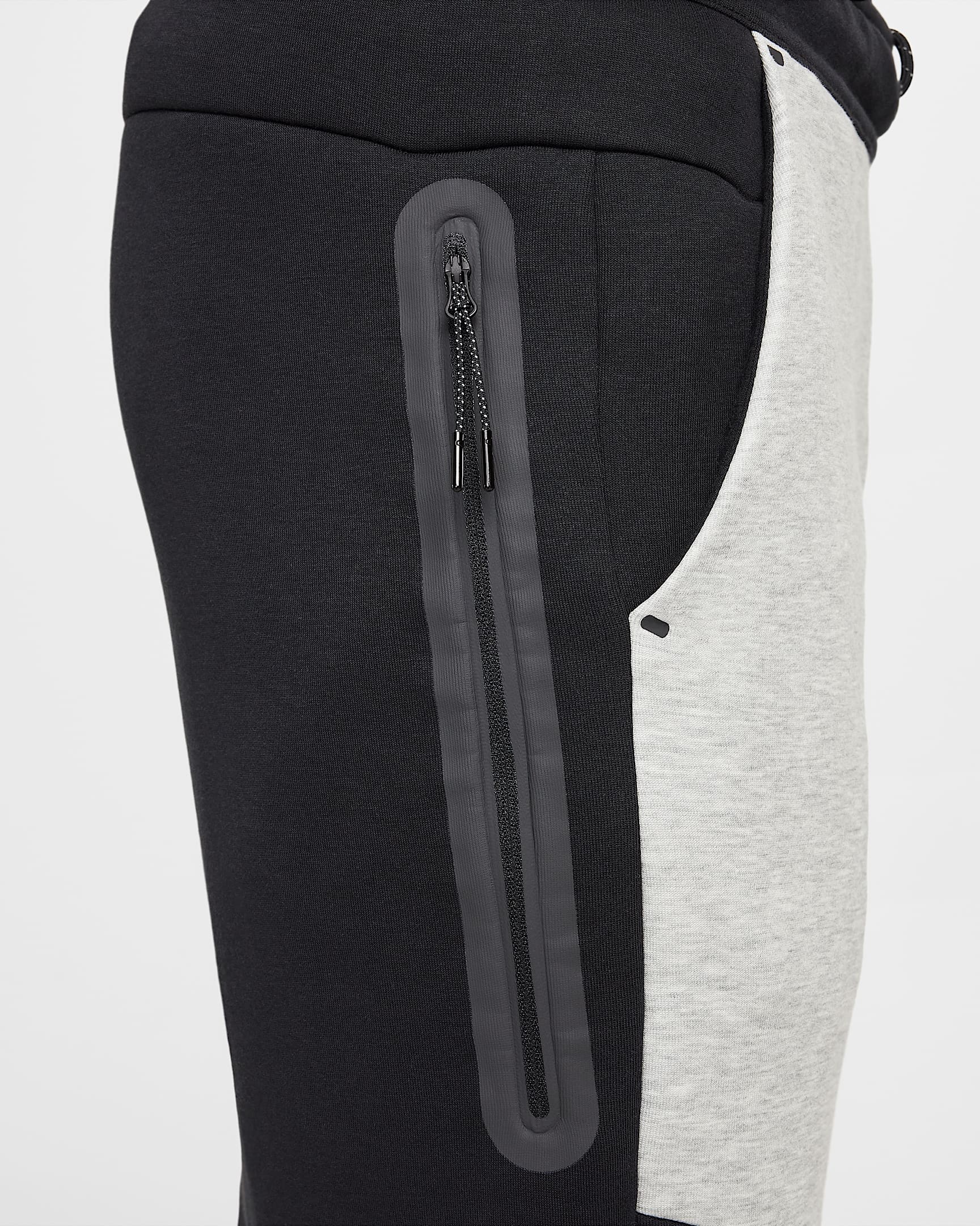 Pantaloni jogger in fleece Nike Tech – Uomo. Nike IT