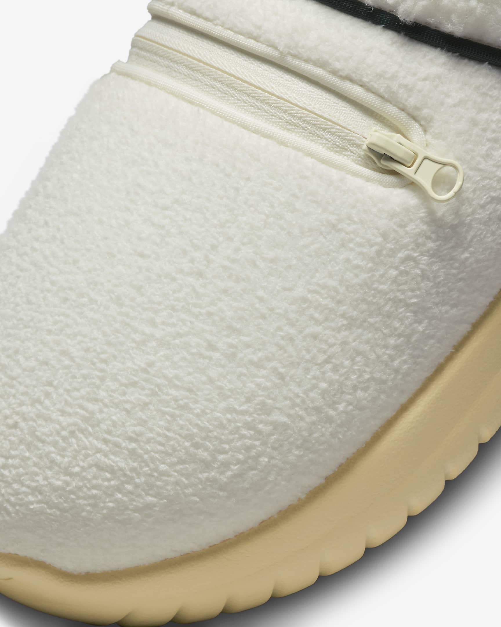 Nike Burrow SE Women's Slippers. Nike IN