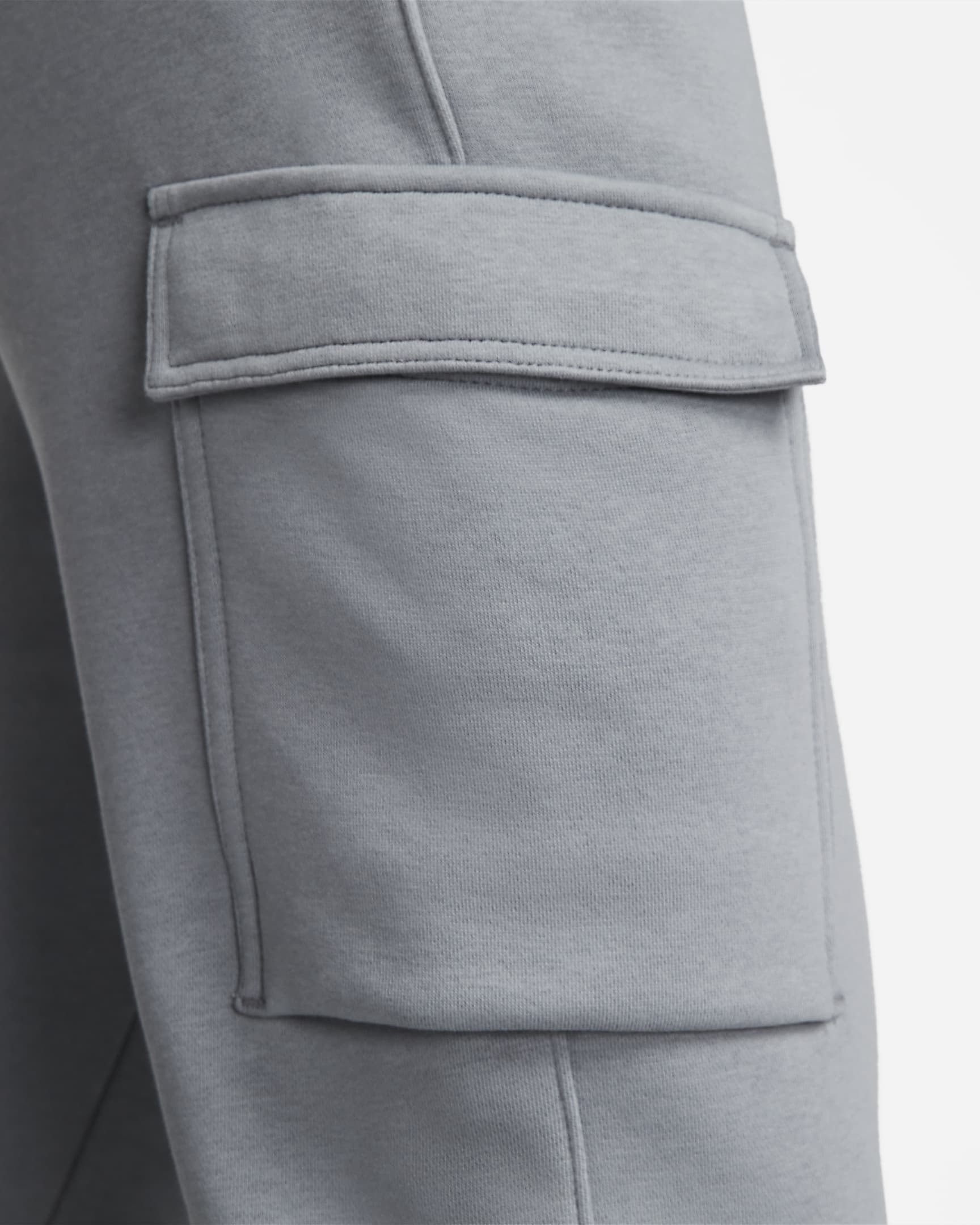 Nike Sportswear Standard Issue Men's Cargo Trousers. Nike SI