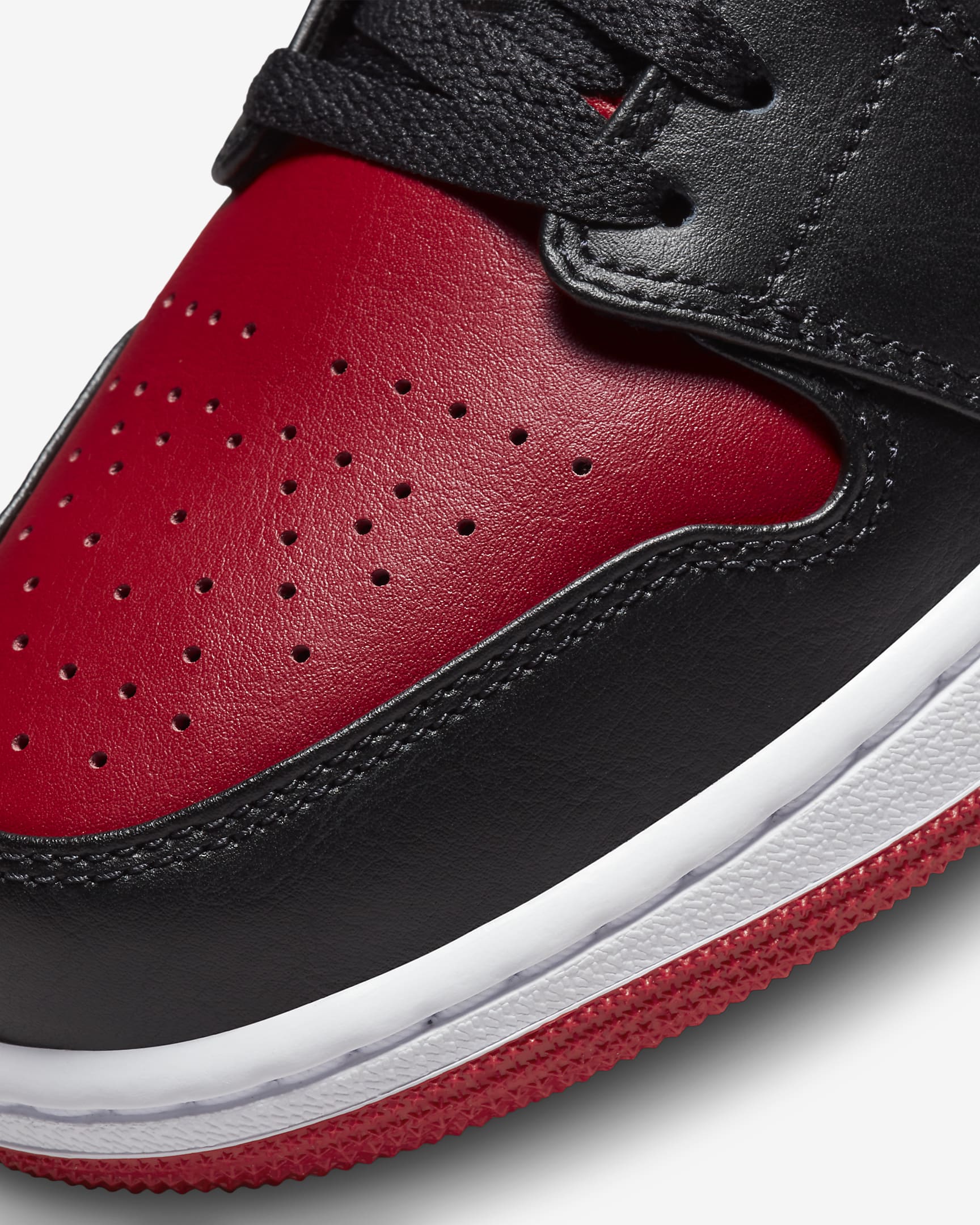Air Jordan 1 Low Men's Shoes. Nike HU