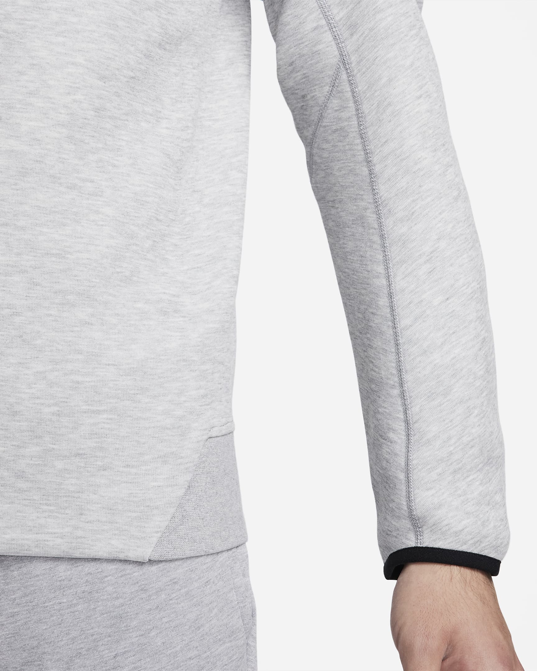 Nike Sportswear Tech Fleece Men's Crew. Nike IN