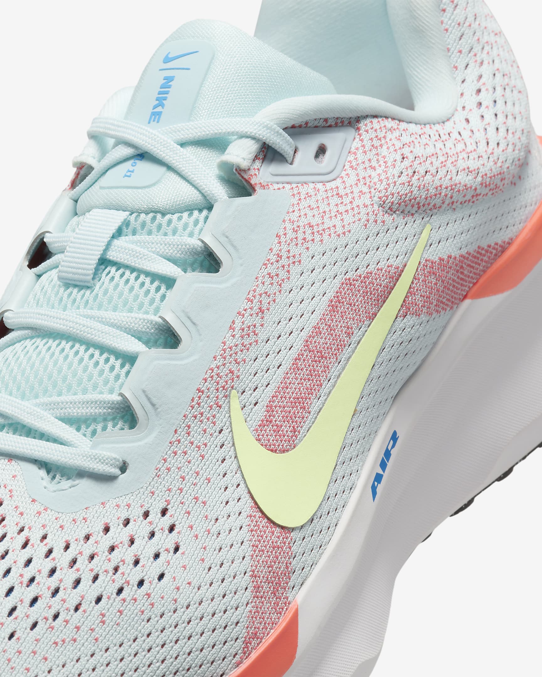 Nike Winflo 11 Men's Road Running Shoes. Nike VN