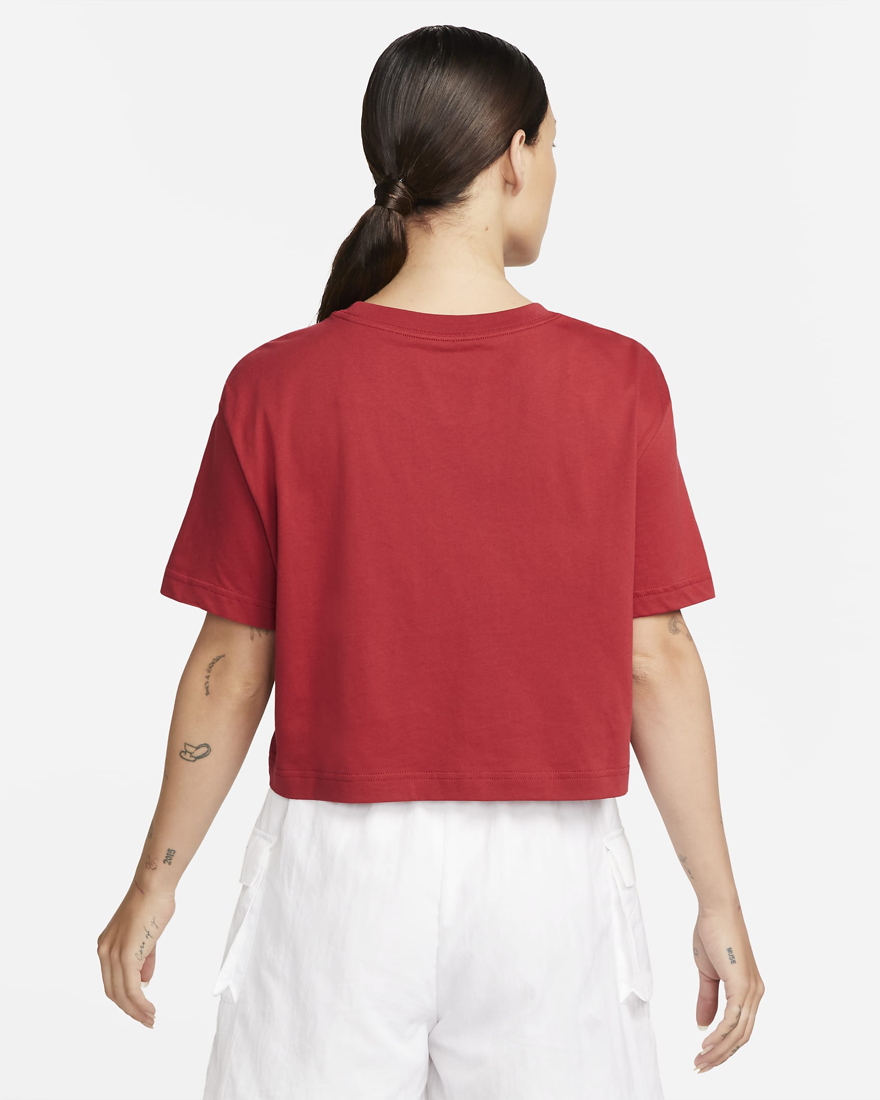 Liverpool FC Crest Women's Nike Soccer Cropped T-Shirt. Nike.com