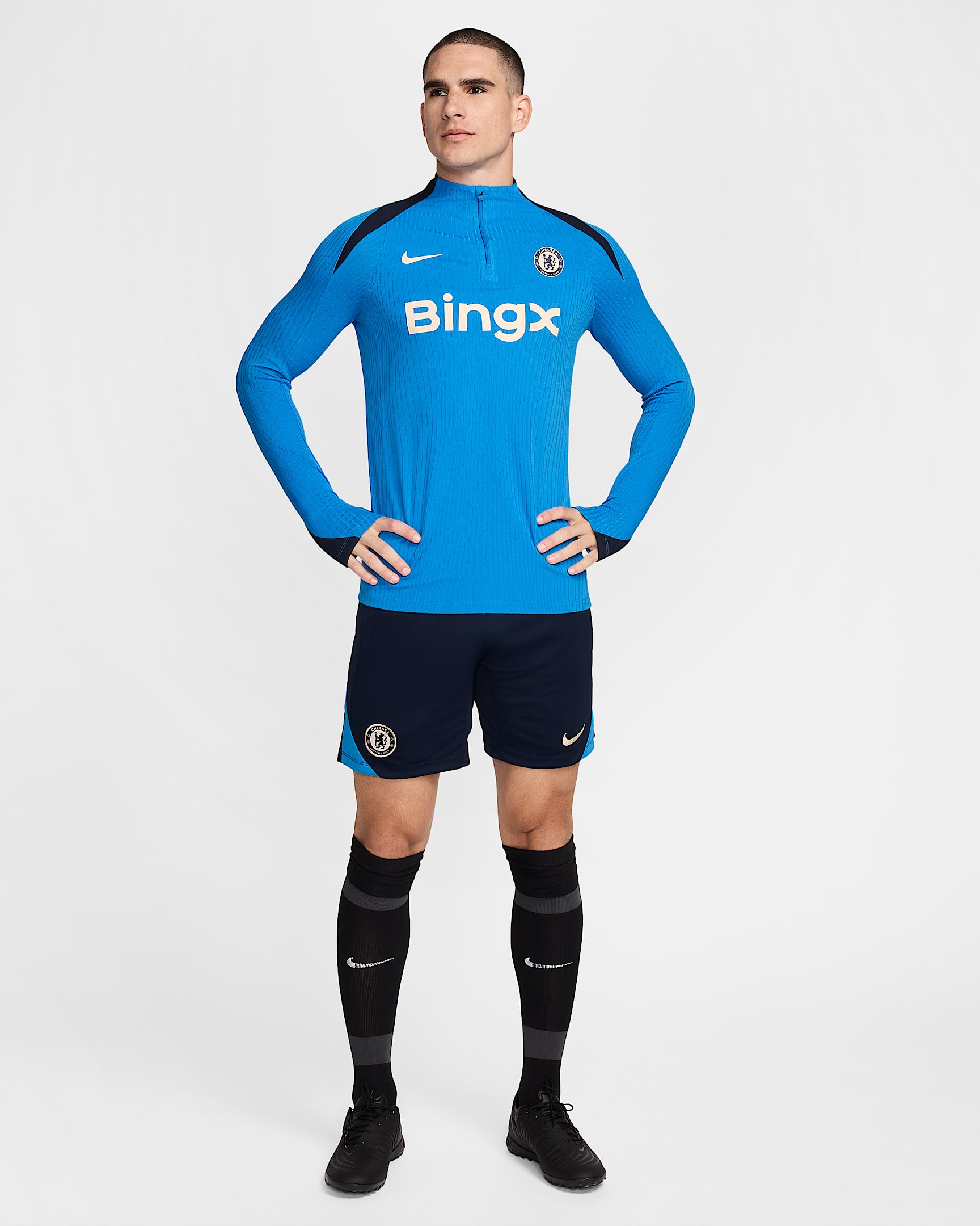 Chelsea F.C. Strike Elite Men's Nike Dri-FIT ADV Football Knit Drill Top. Nike UK