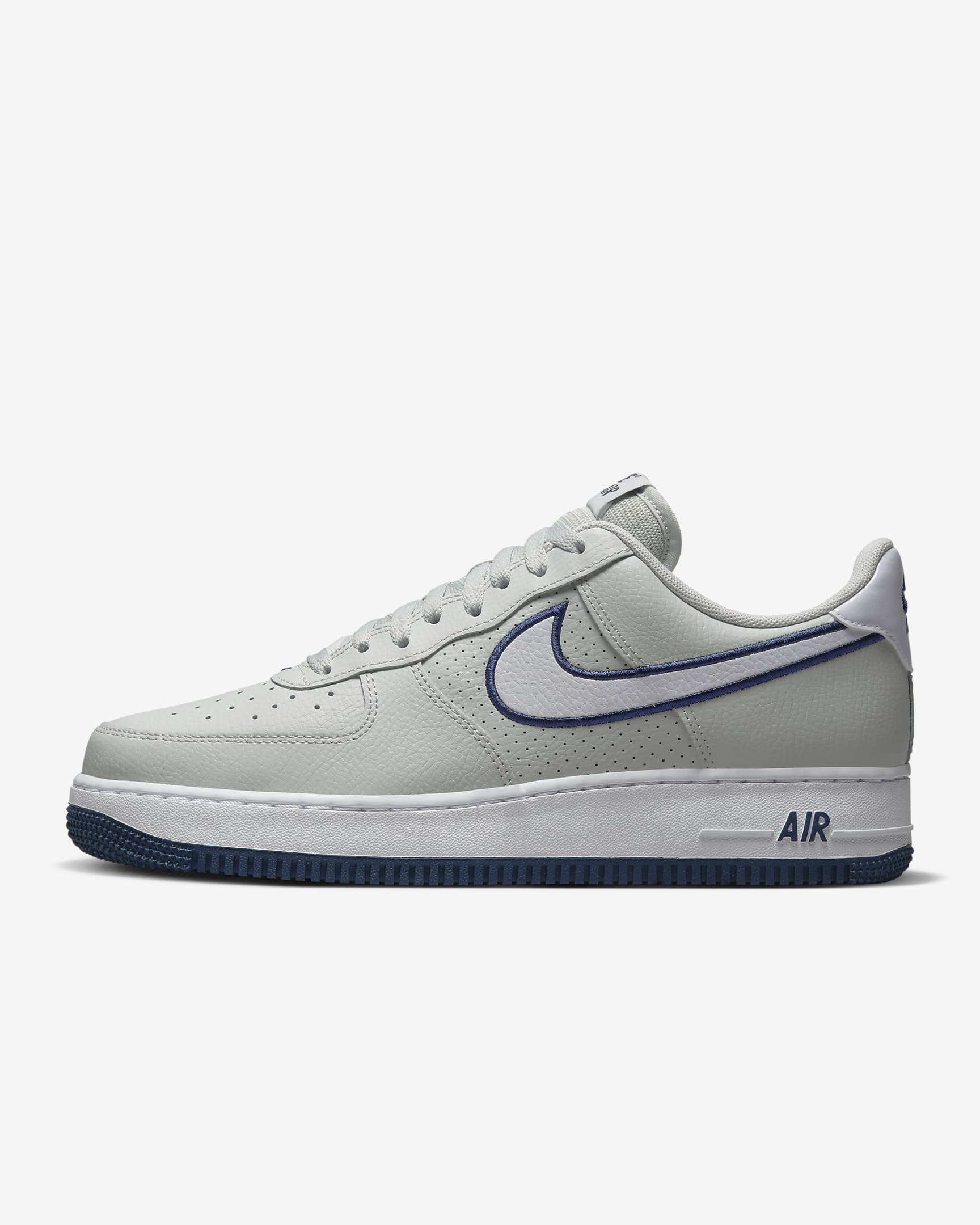 Nike Air Force 1 '07 Men's Shoes. Nike CZ