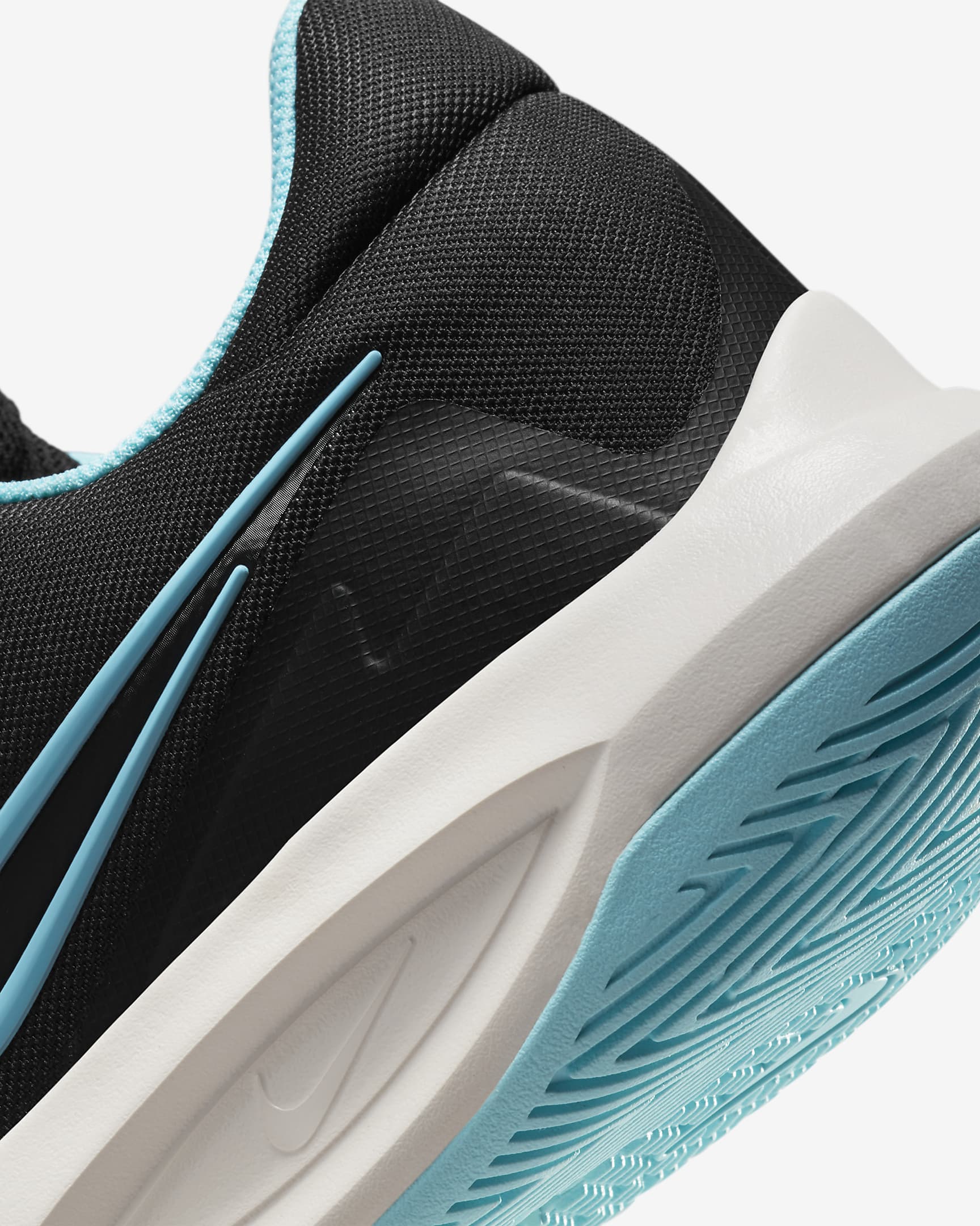 Nike Precision 6 Basketball Shoes. Nike VN