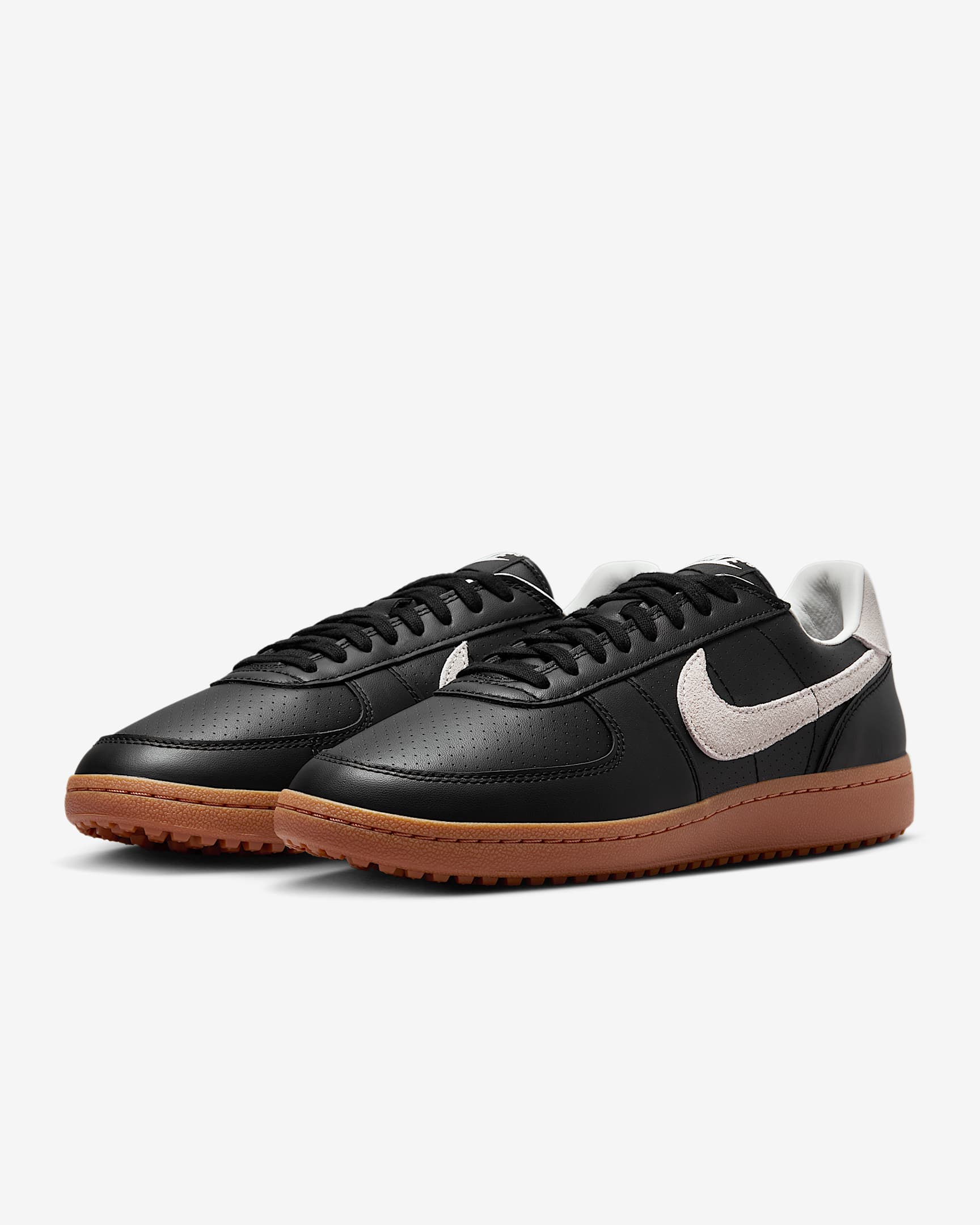 Nike Field General 82 SP Shoes. Nike MY