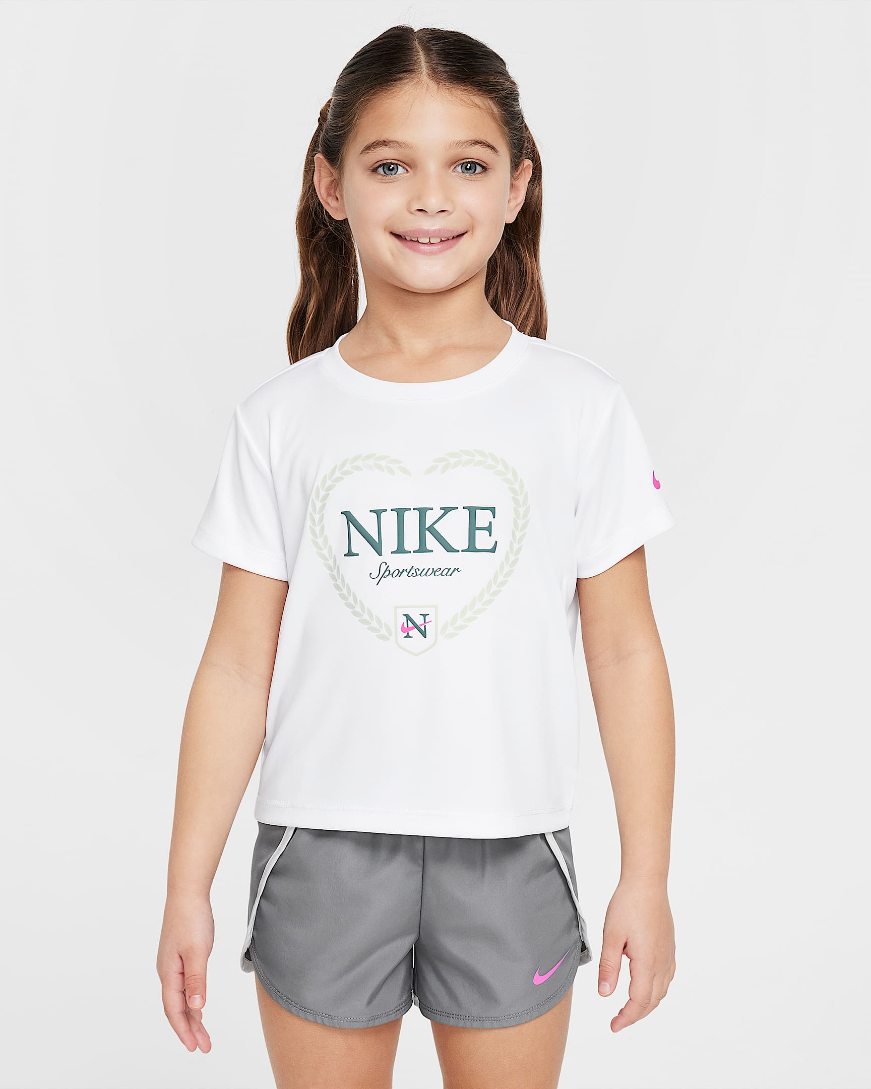 Nike Dri-FIT Game, Swoosh, Match! Little Kids' 2-Piece Solid Set. Nike.com