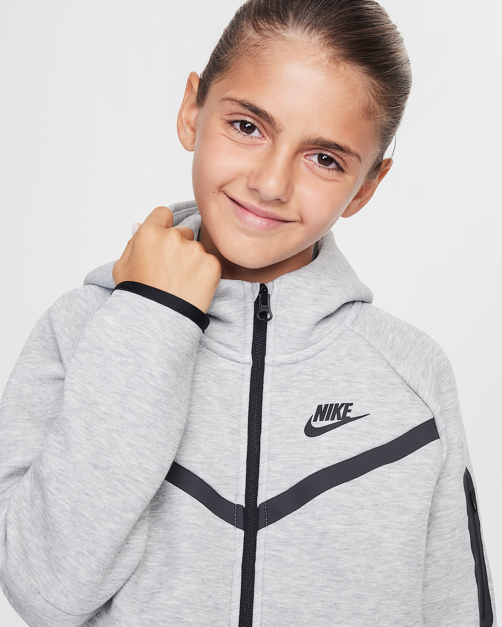 Nike Sportswear Tech Fleece Girls' Full-Zip Hoodie. Nike UK