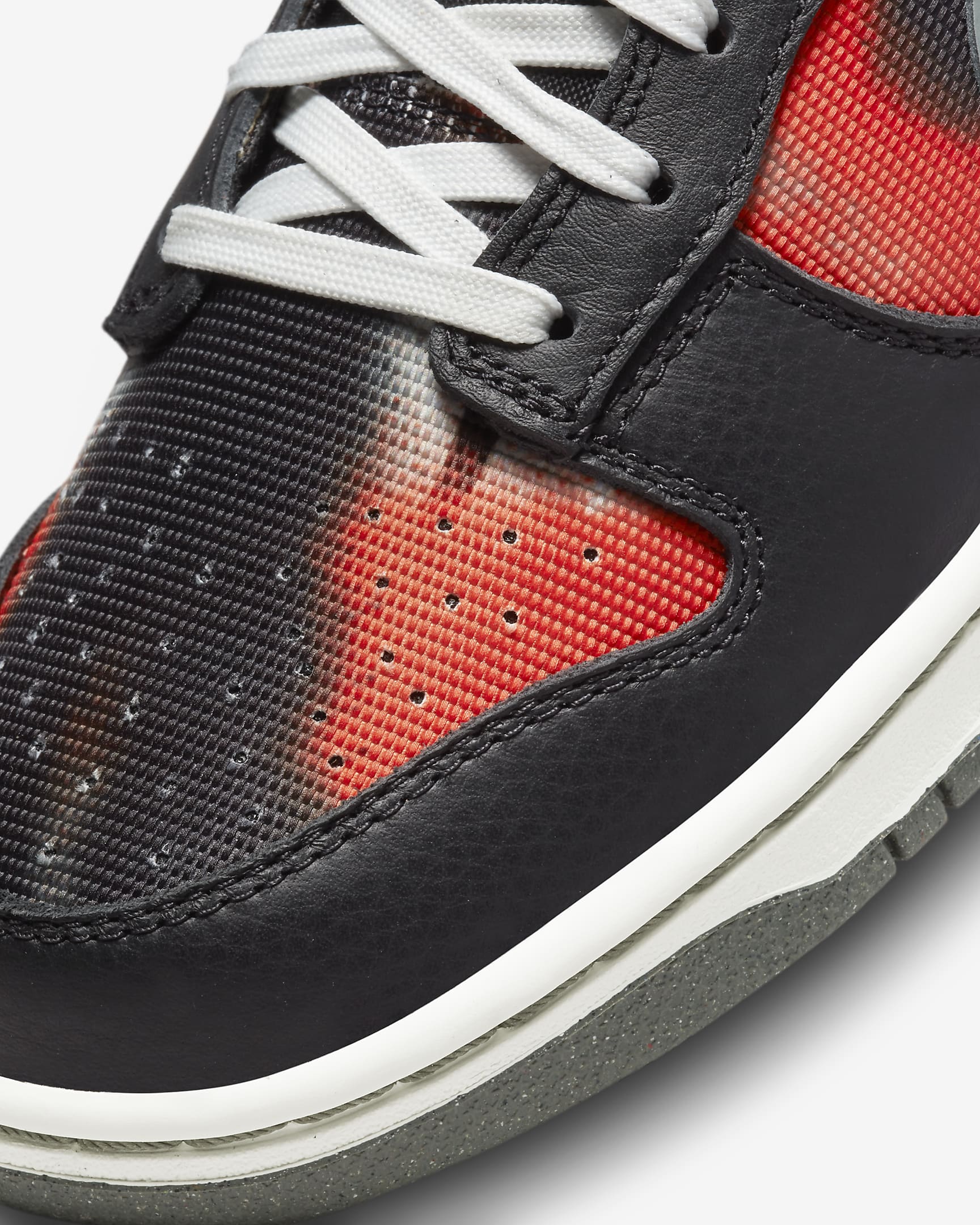 Nike Dunk Low Retro Premium Men's Shoes. Nike IN